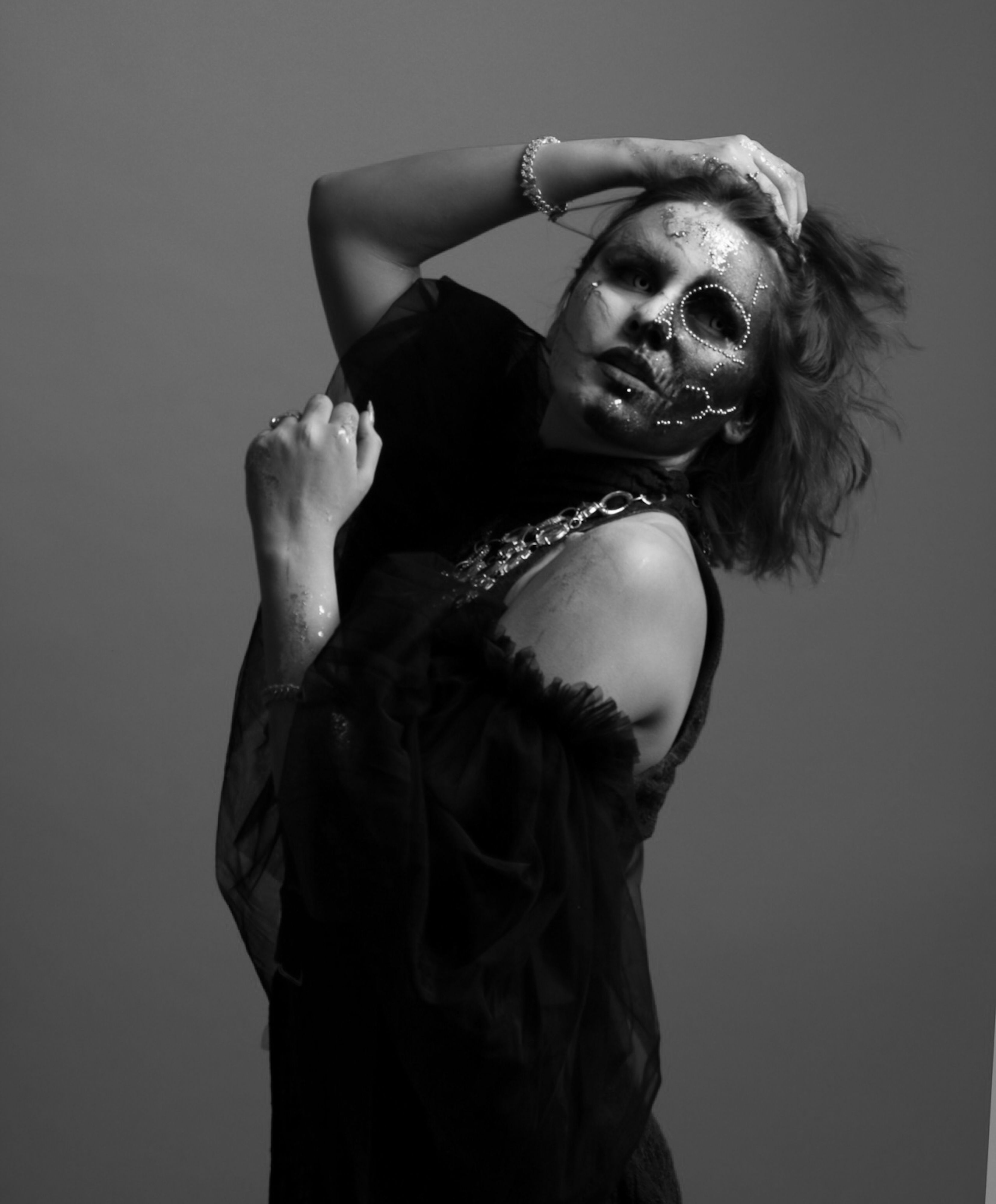 Artistic Black and White Portrait with Skull Makeup · Free Stock Photo
