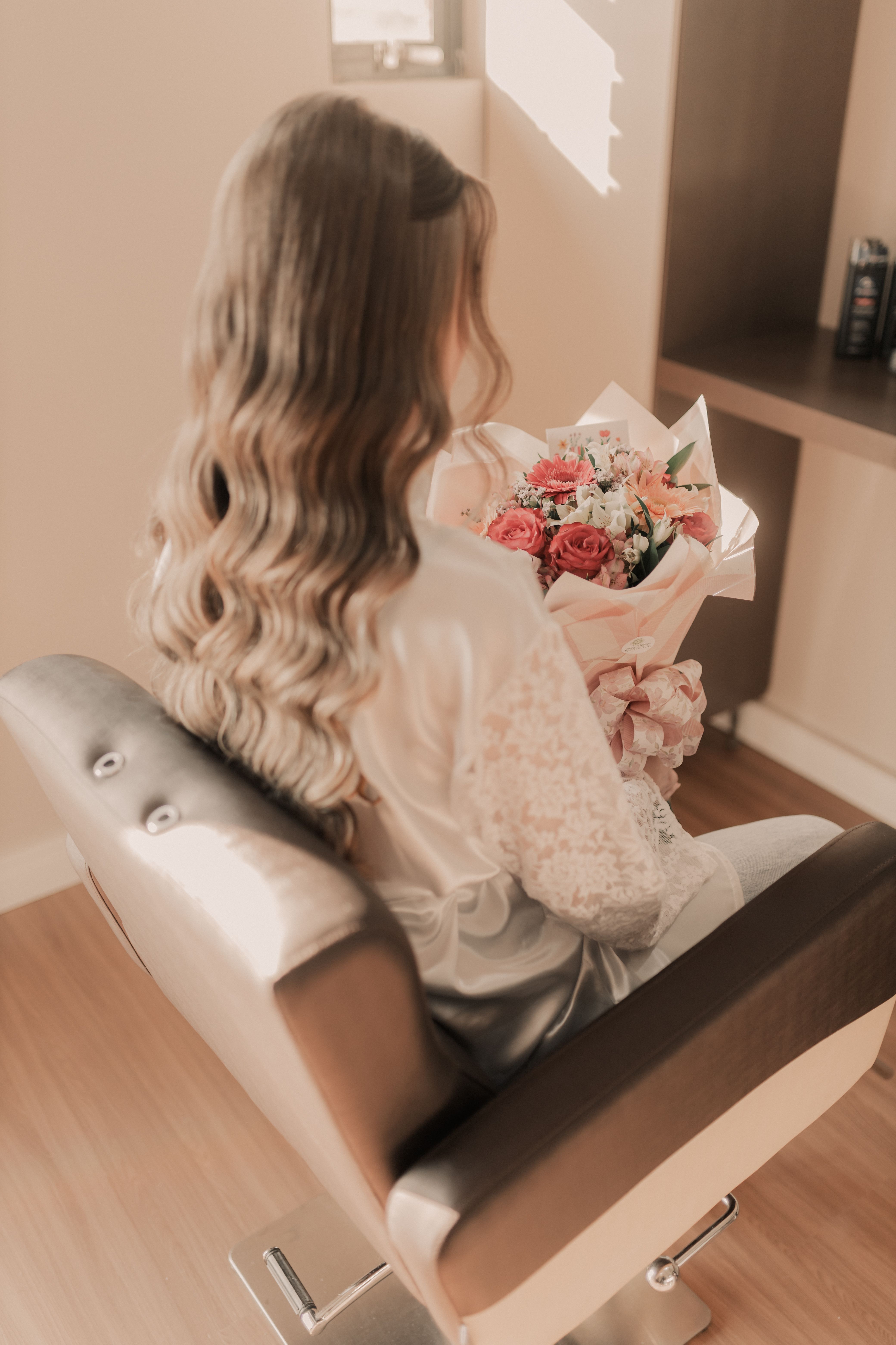 Women Getting Roses Photos, Download The BEST Free Women Getting Roses ...