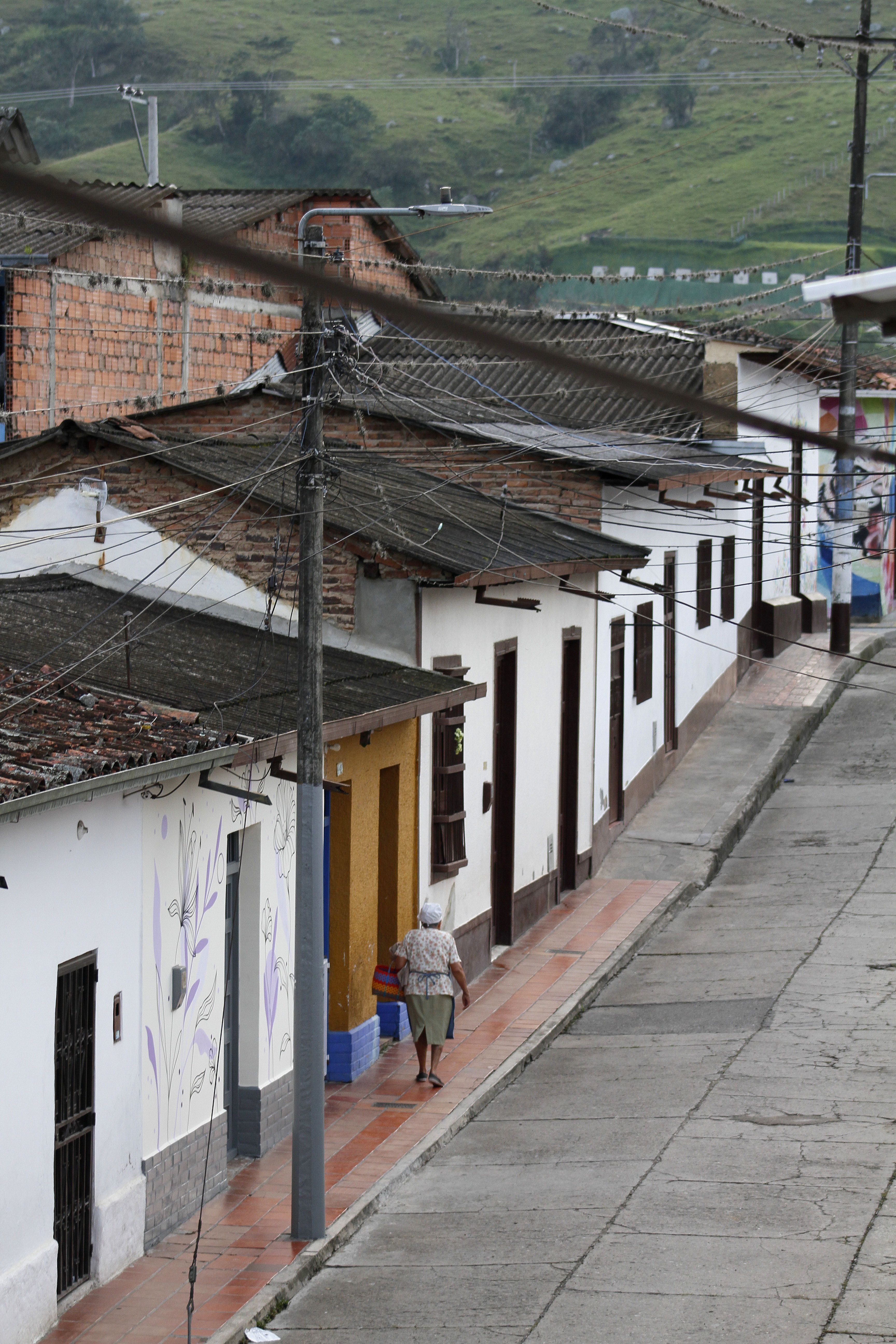 Charming Rural Village Street Scene · Free Stock Photo