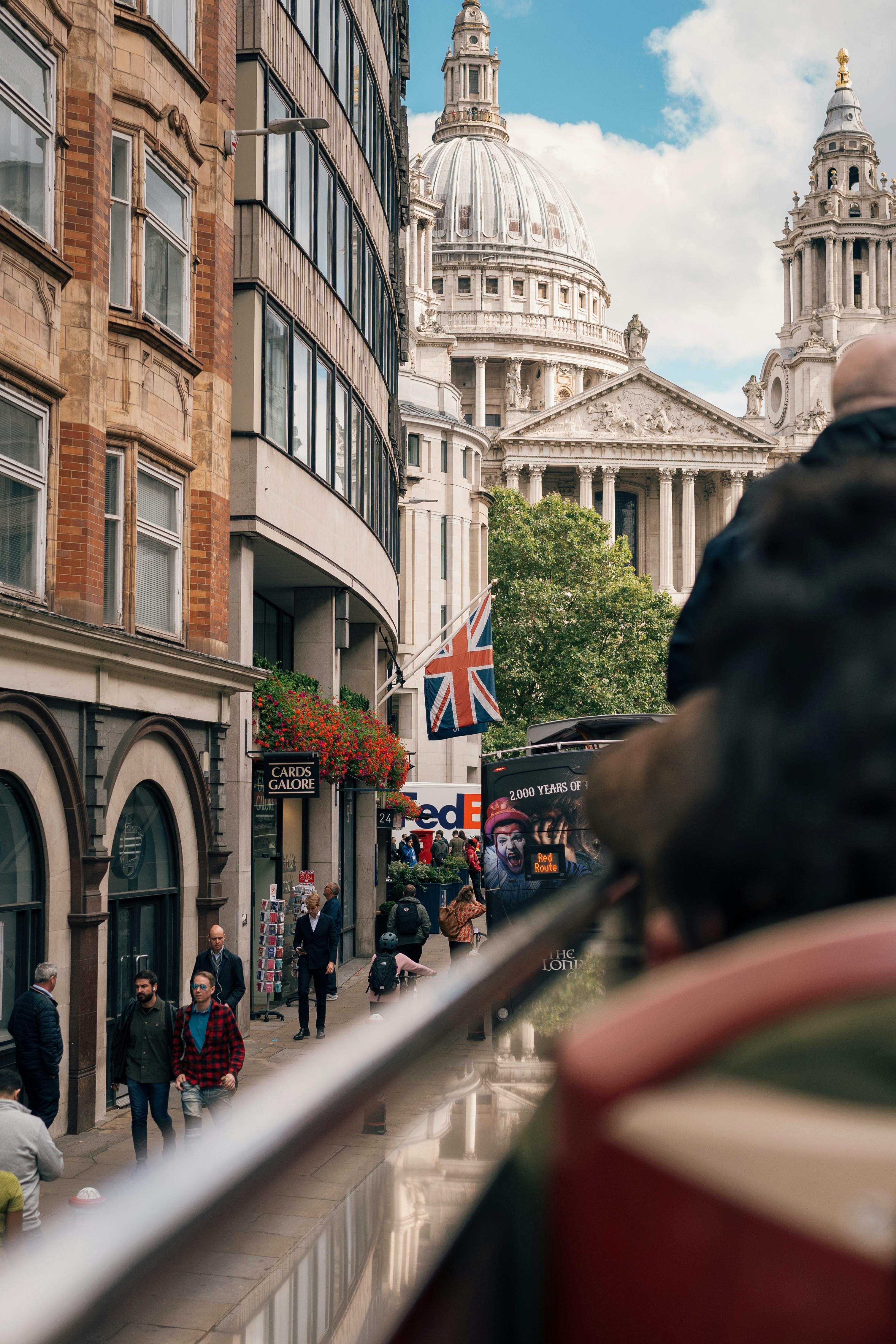 Urban Scene with Iconic St Paul's Cathedral · Free Stock Photo