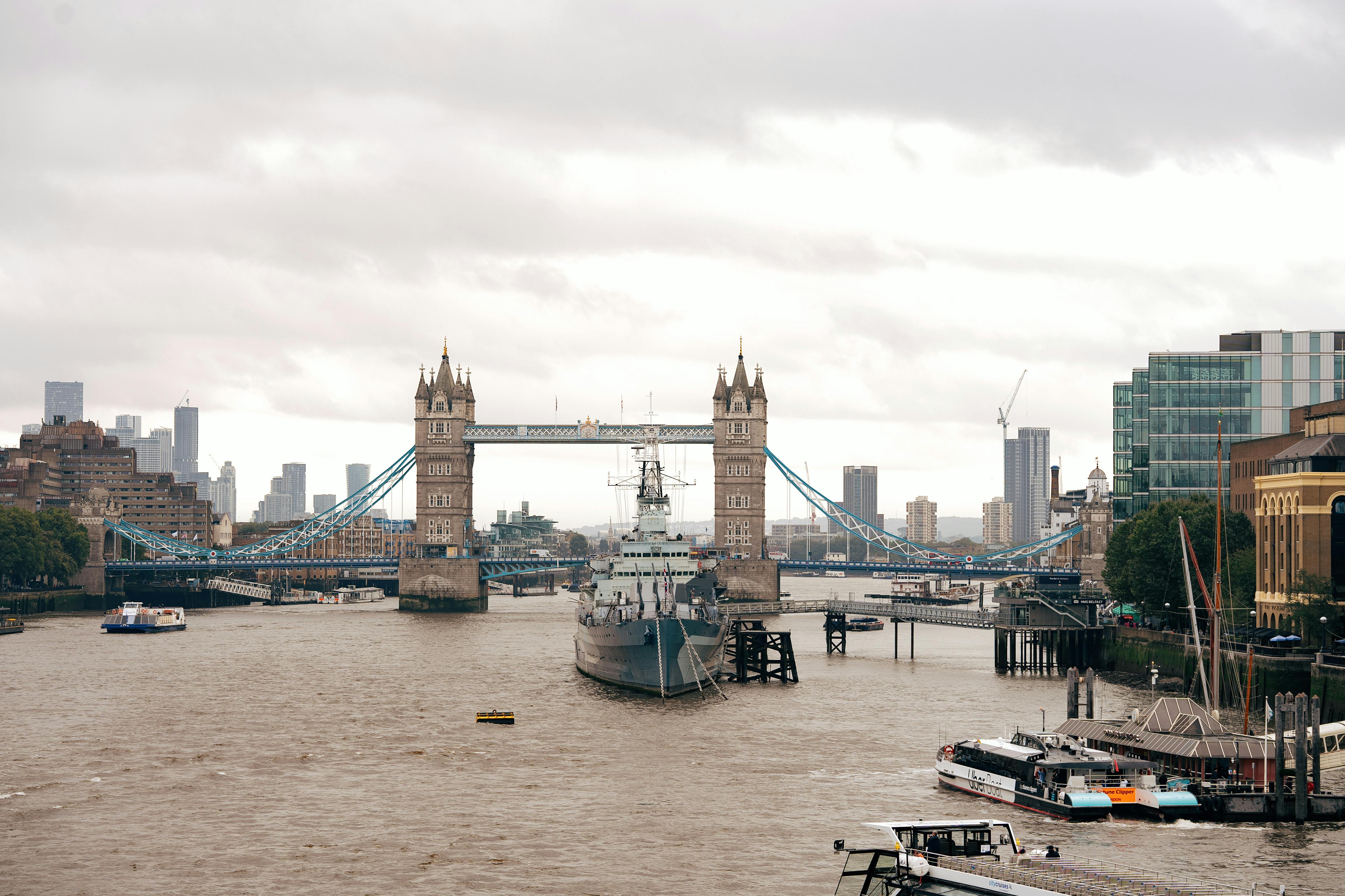 Iconic Tower Bridge and River Thames View · Free Stock Photo
