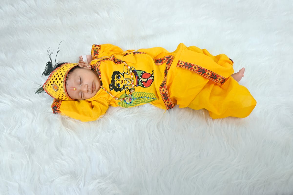 Indian Baby Photos, Download The BEST Free Indian Baby Stock Photos ...