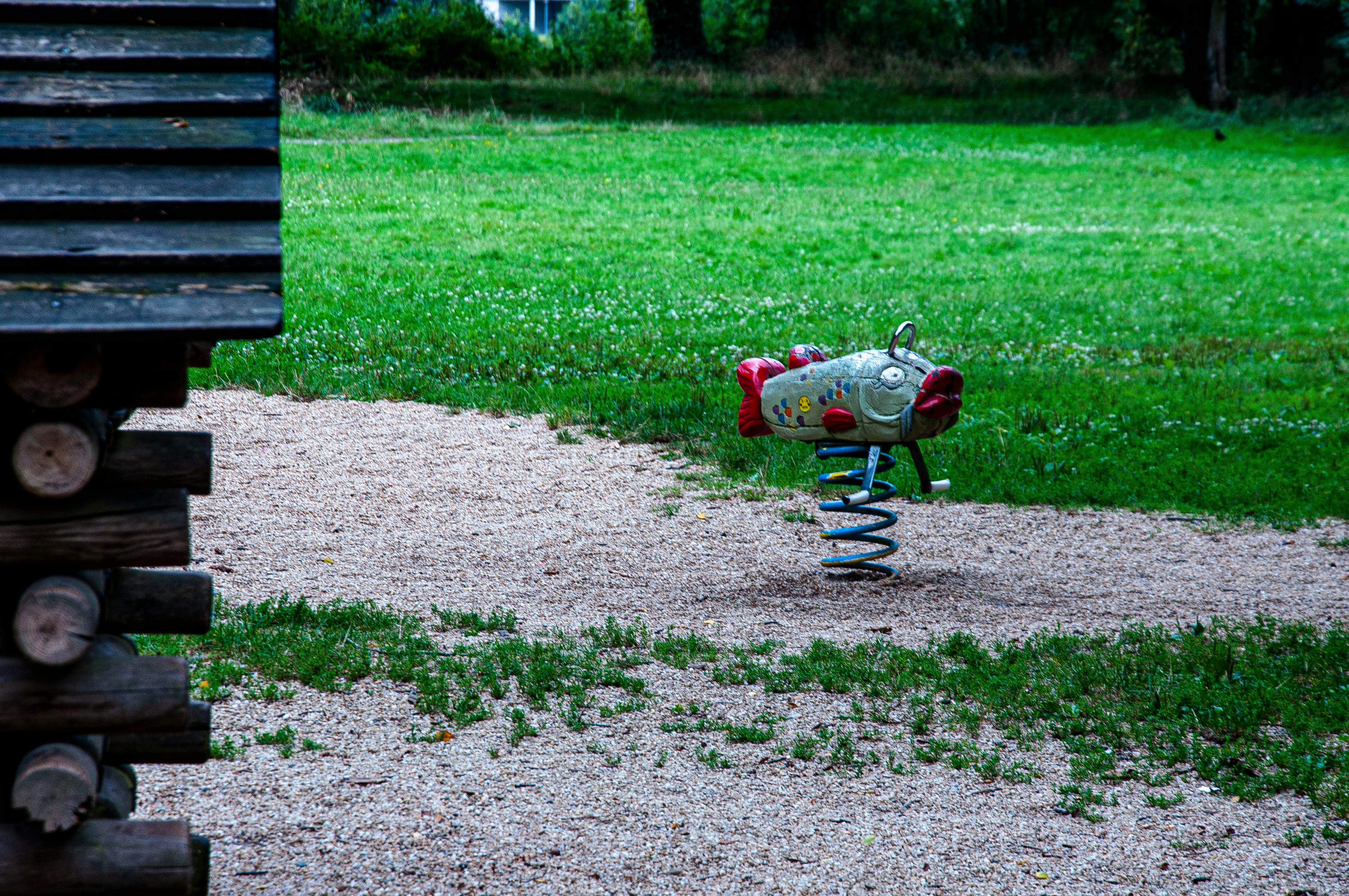 Playground Spring Ride in Nantes Park · Free Stock Photo