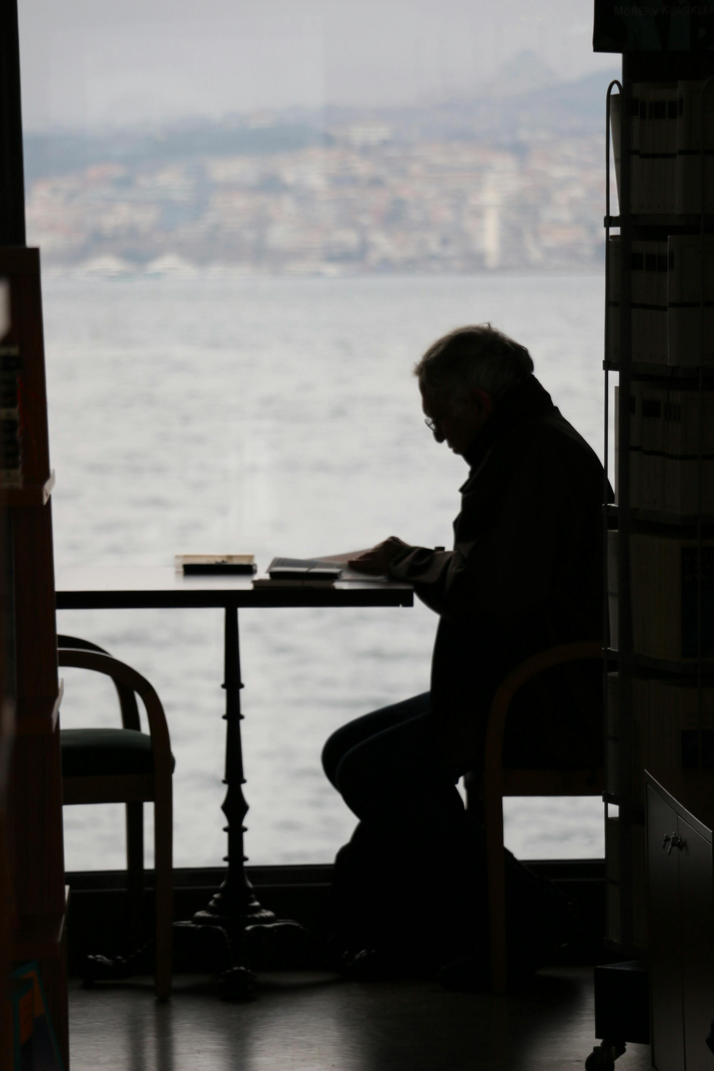 A Man Learning Photos, Download The BEST Free A Man Learning Stock ...