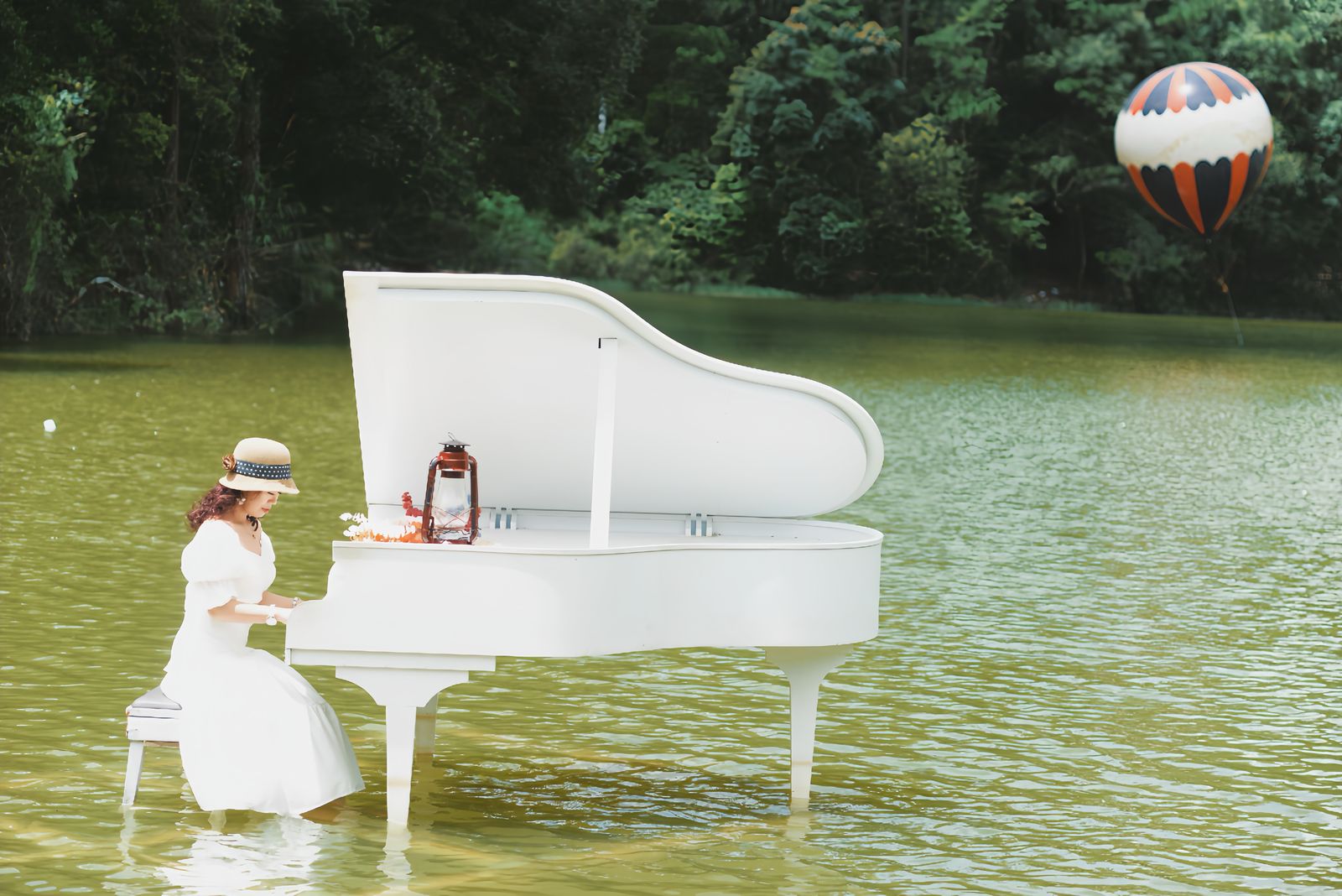 Water Piano Photos, Download The BEST Free Water Piano Stock Photos ...
