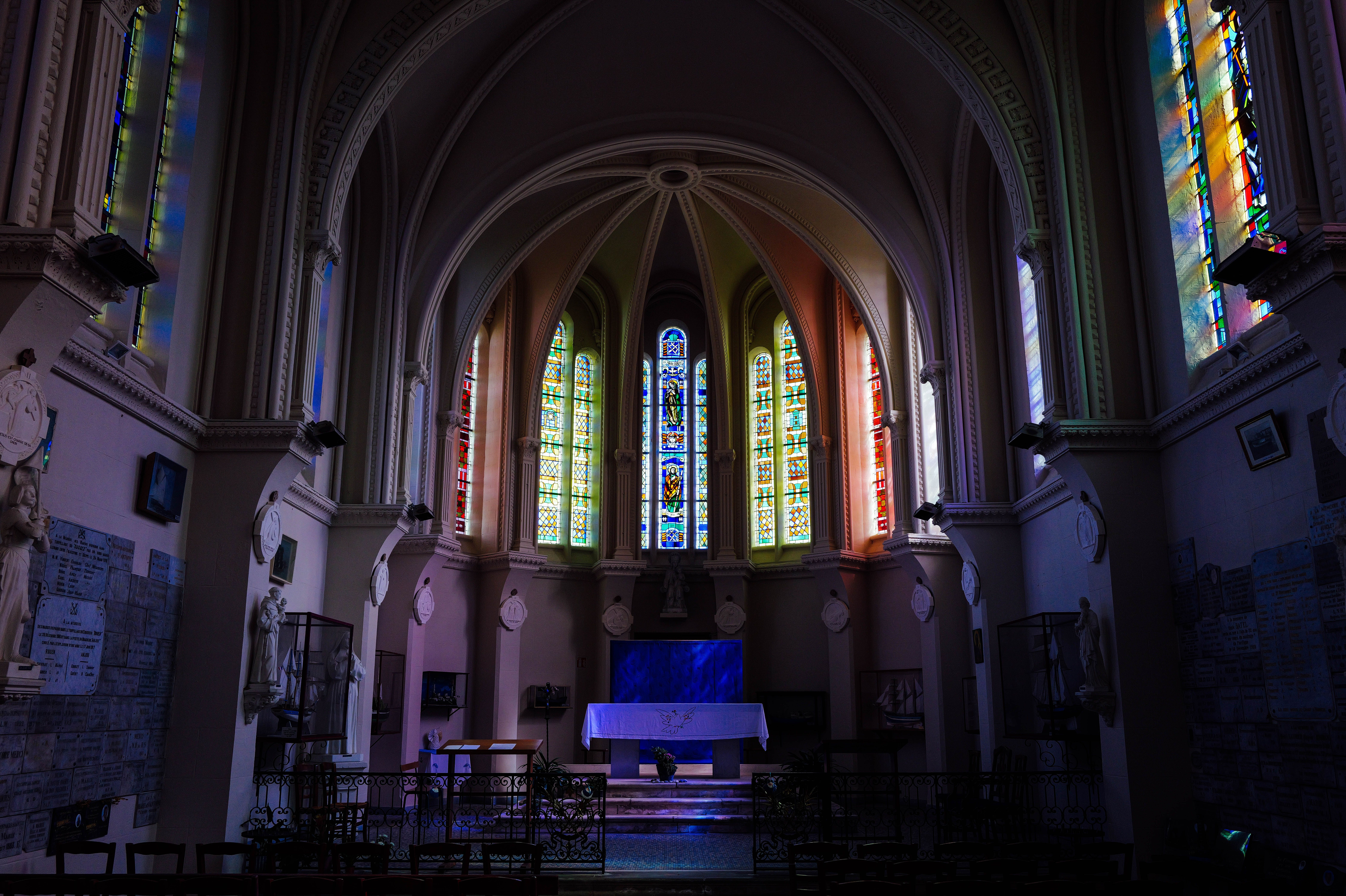Gothic Cathedral Interior with Stained Glass · Free Stock Photo
