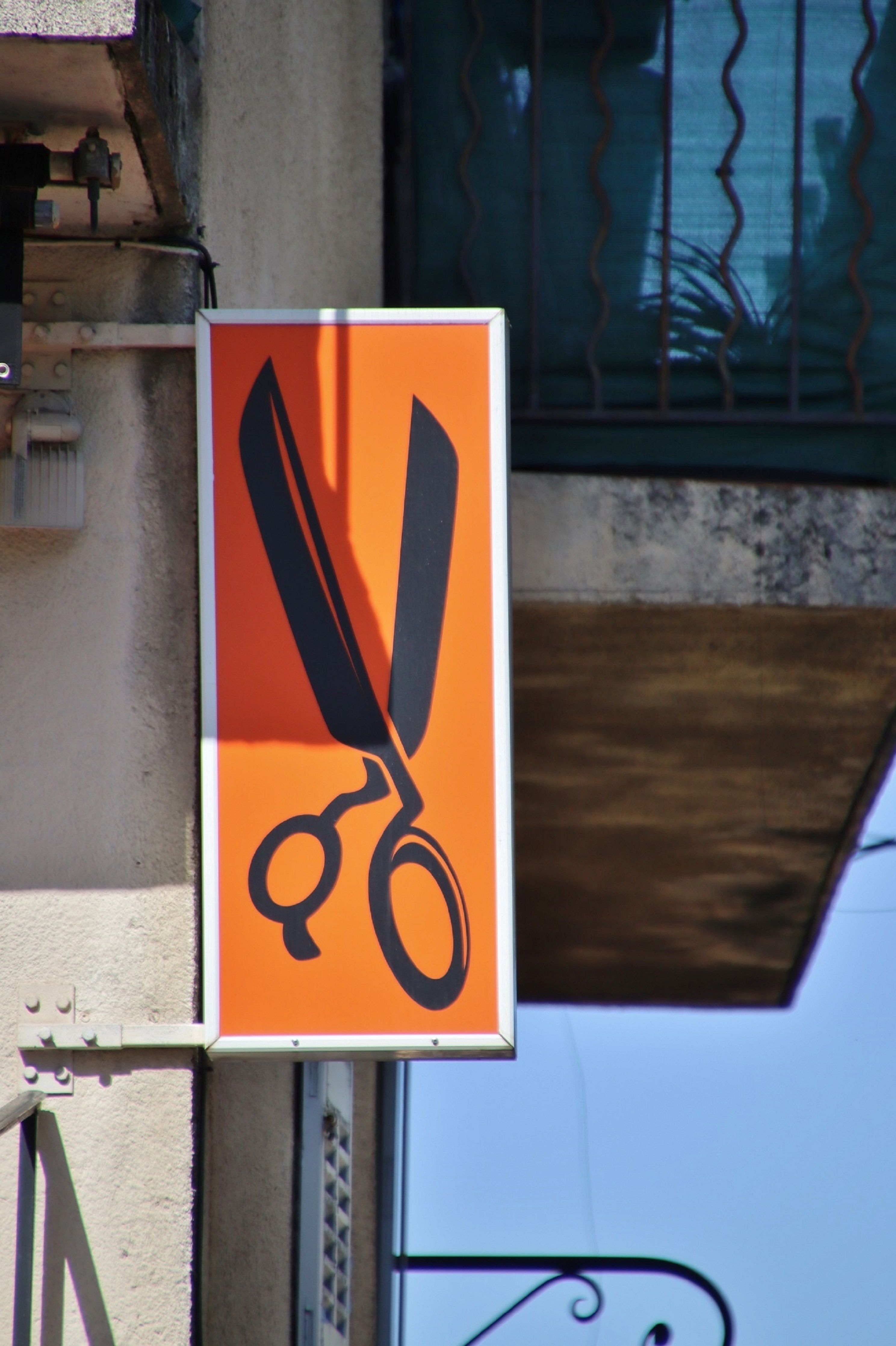 Titus Haircut France Photos, Download The BEST Free Titus Haircut ...