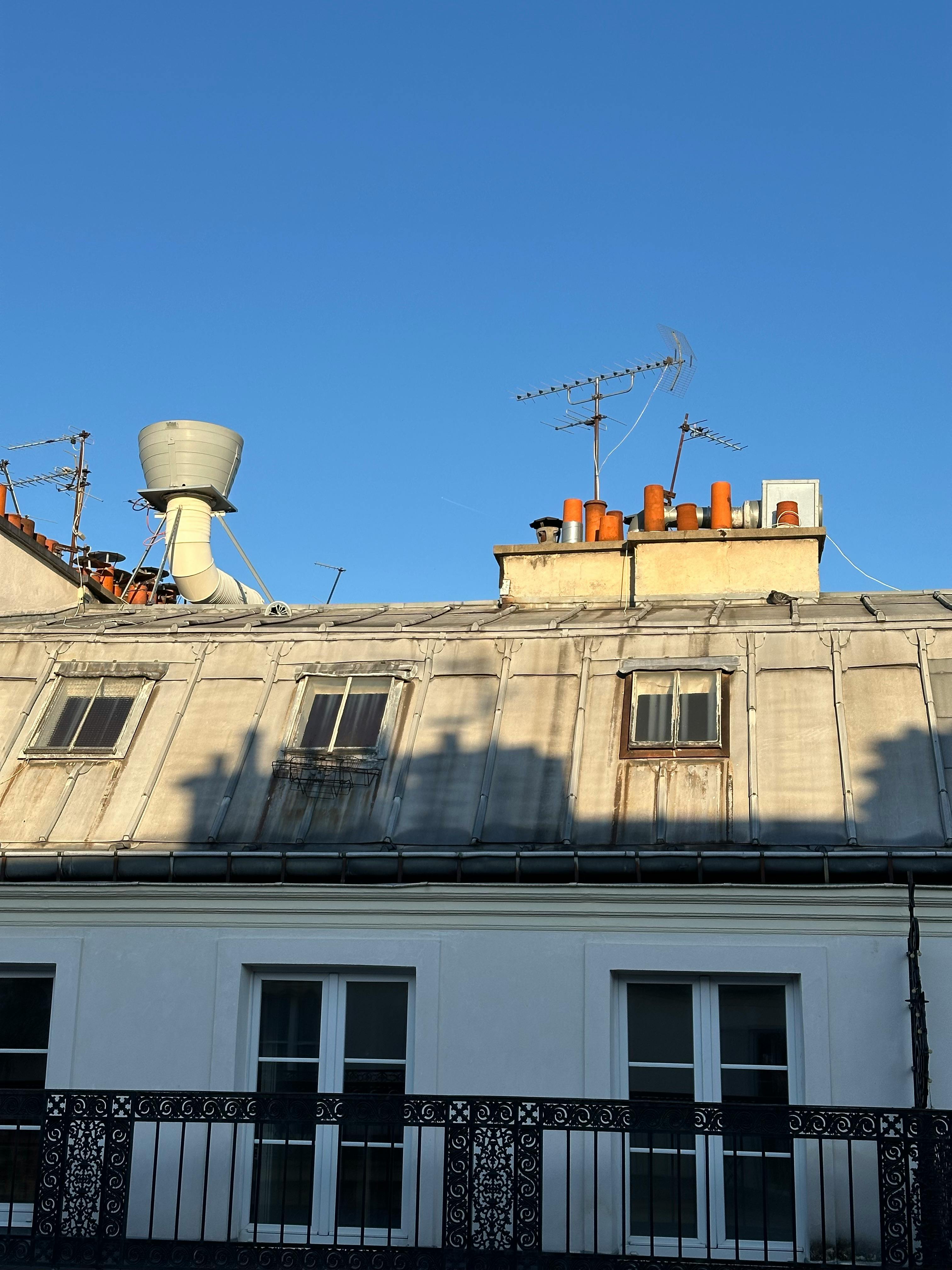 Rooftop Antennas Photos, Download The BEST Free Rooftop Antennas Stock ...