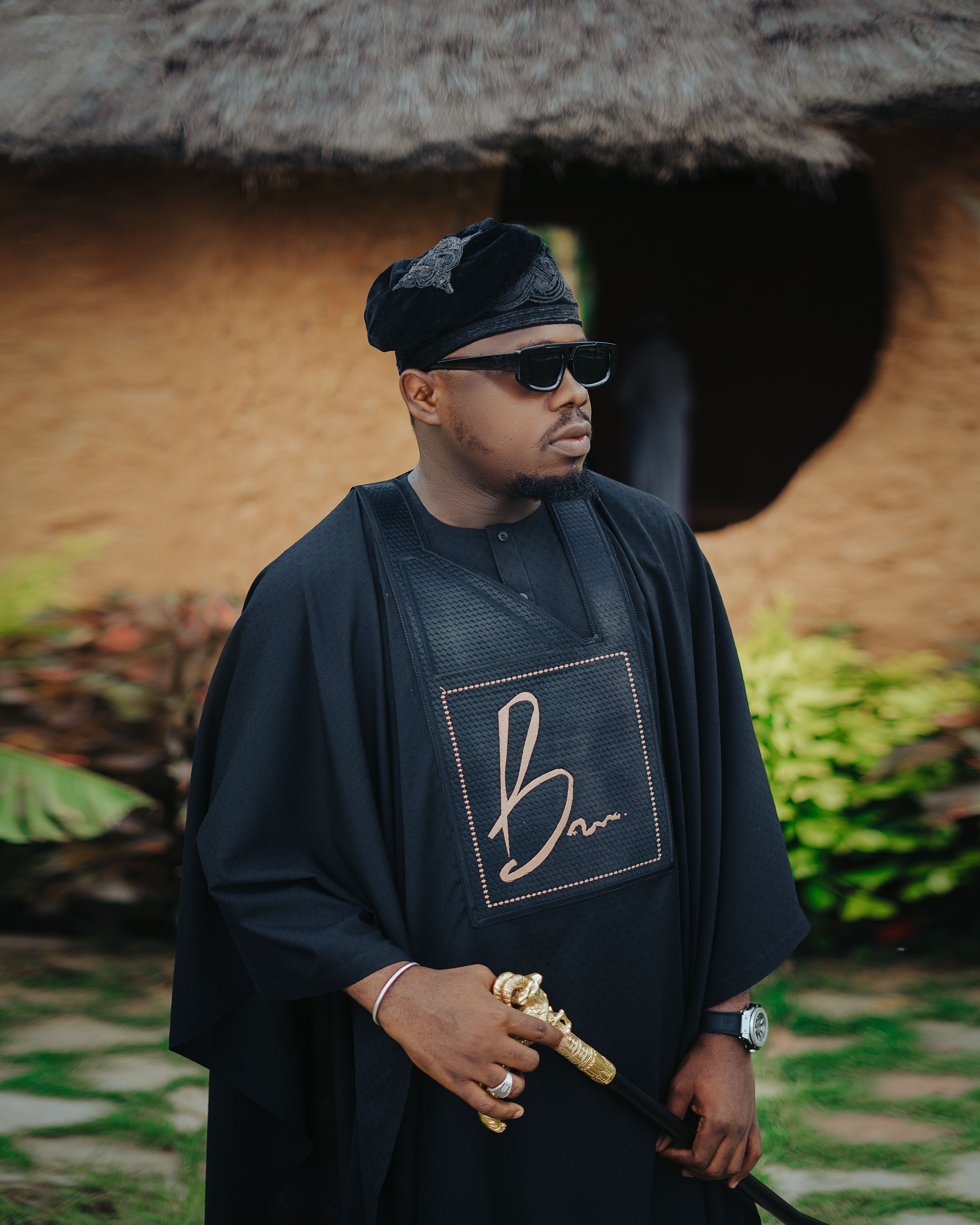 Black Agbada Photos, Download The BEST Free Black Agbada Stock Photos ...