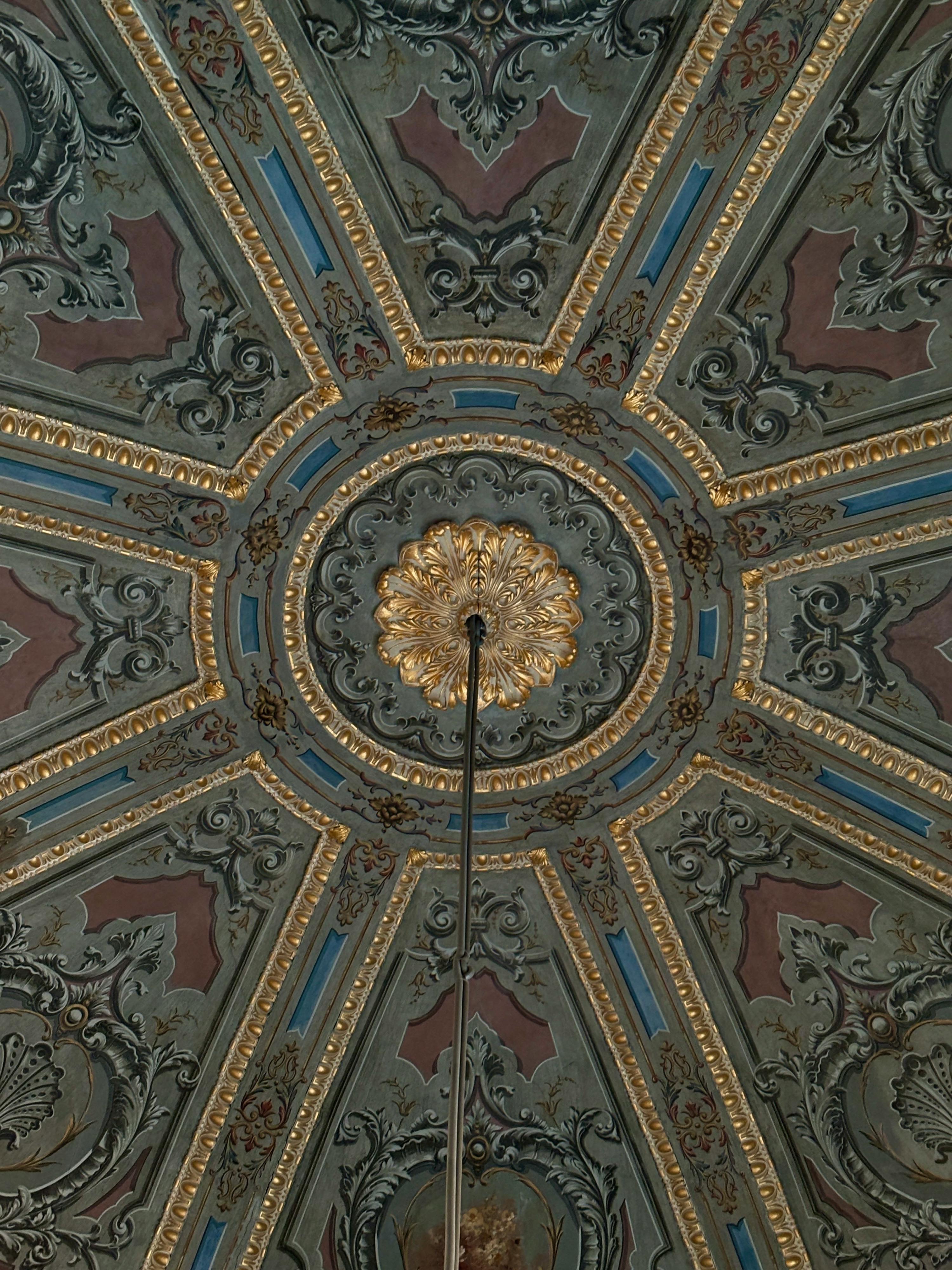 Exquisite Ottoman Ceiling Architecture in Istanbul · Free Stock Photo