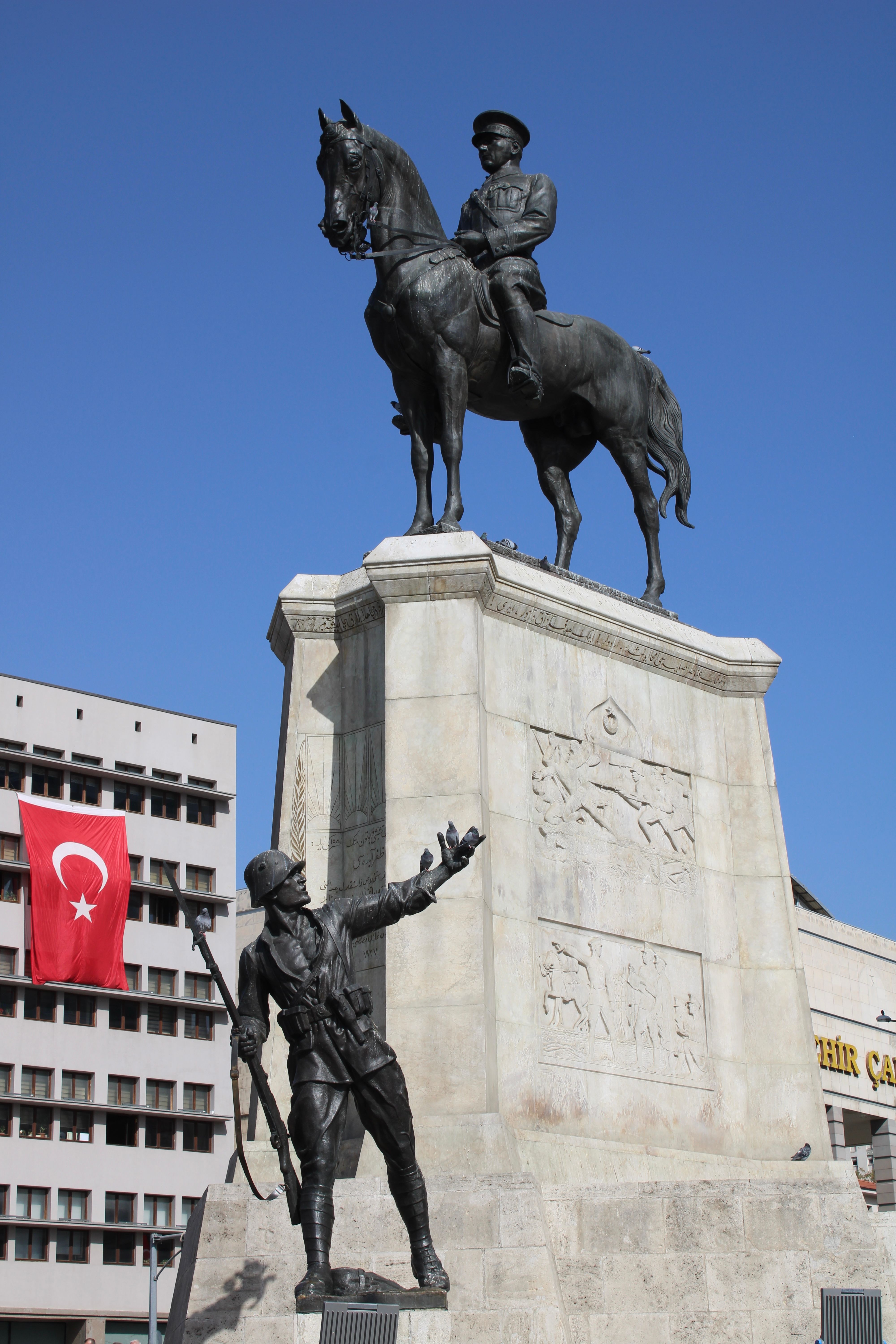 Monument of Atatürk in Ulus Square, Ankara · Free Stock Photo