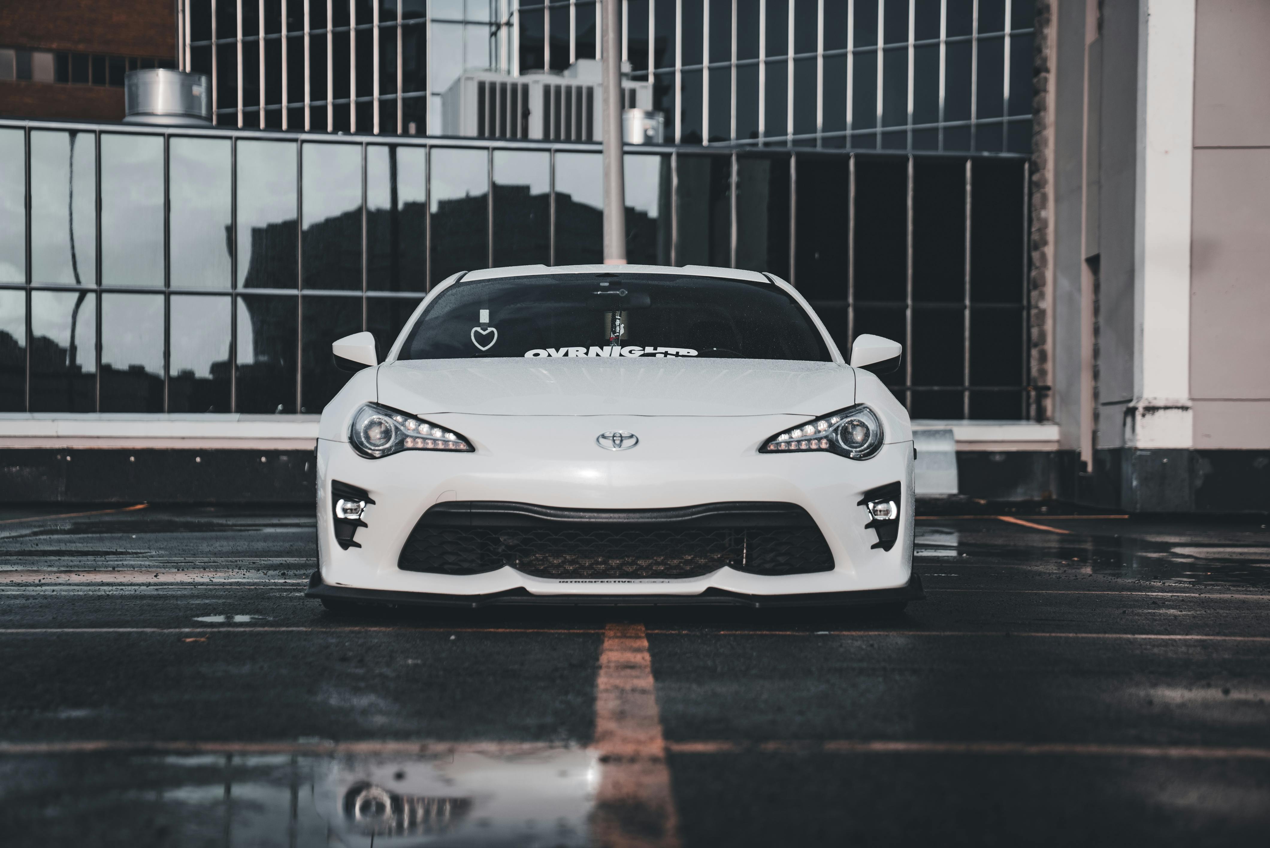 Unbranded Car Photos, Download The BEST Free Unbranded Car Stock Photos ...