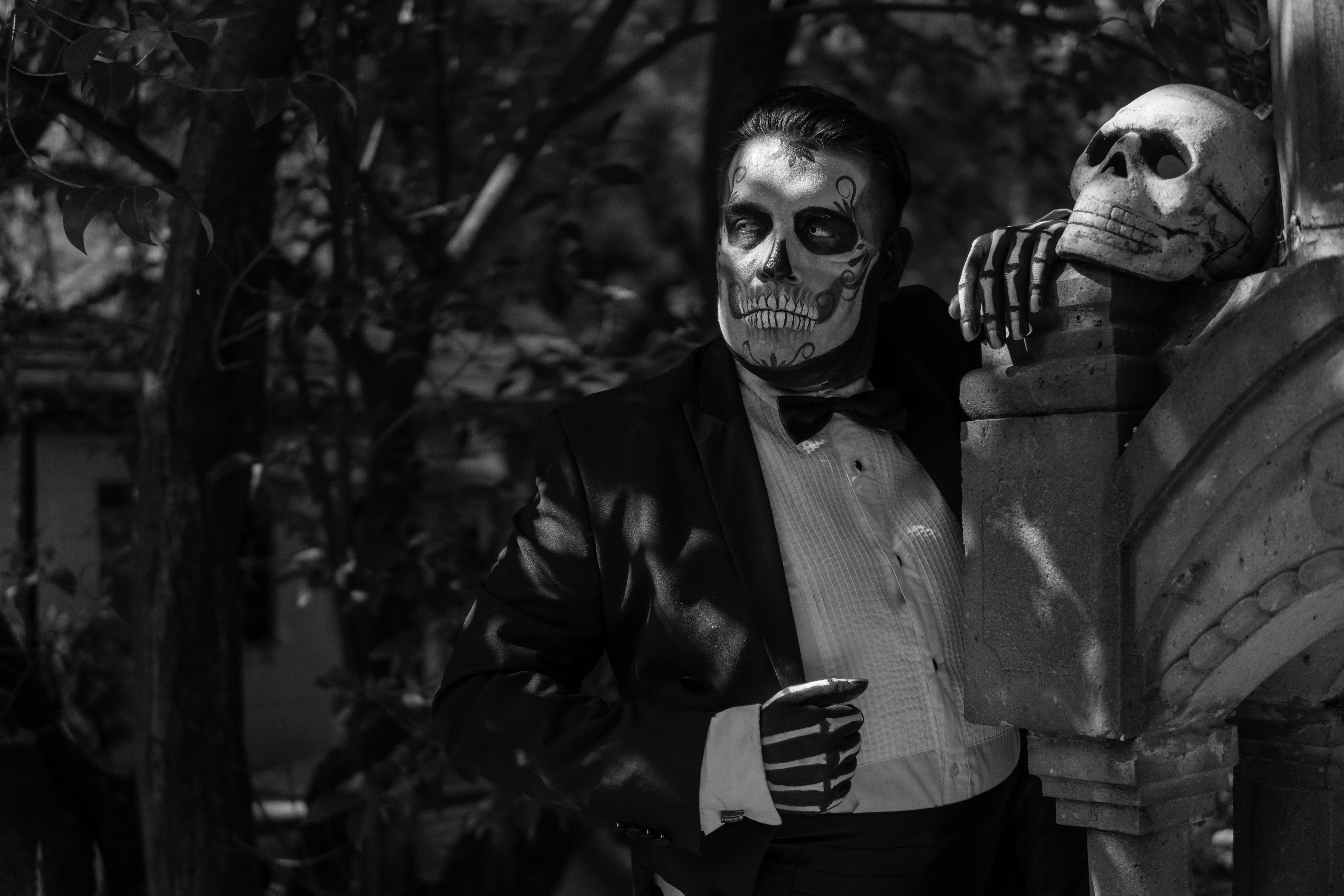 Day of the Dead Catrin with Skull · Free Stock Photo