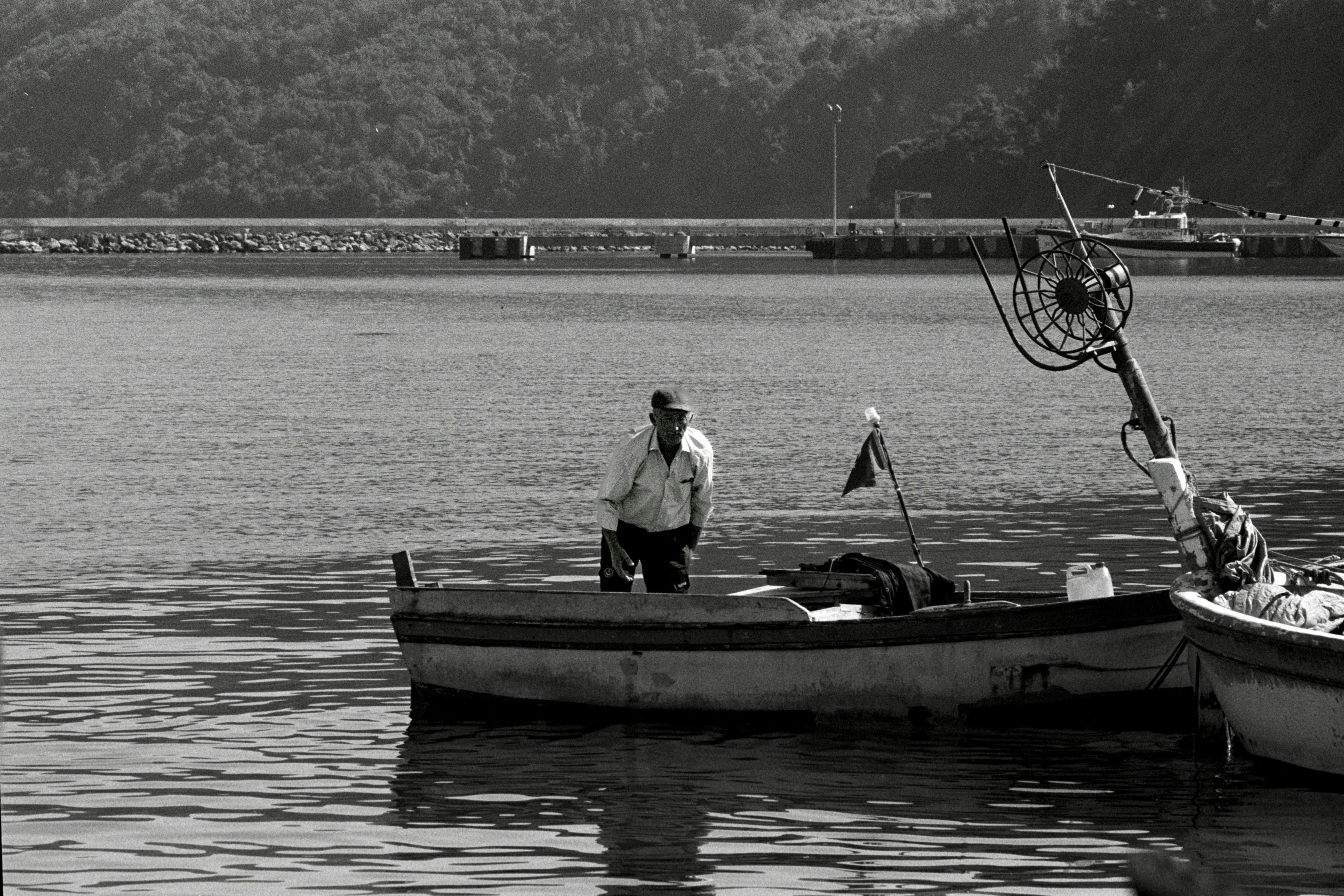 Fishing Boaat Photos, Download The BEST Free Fishing Boaat Stock Photos ...