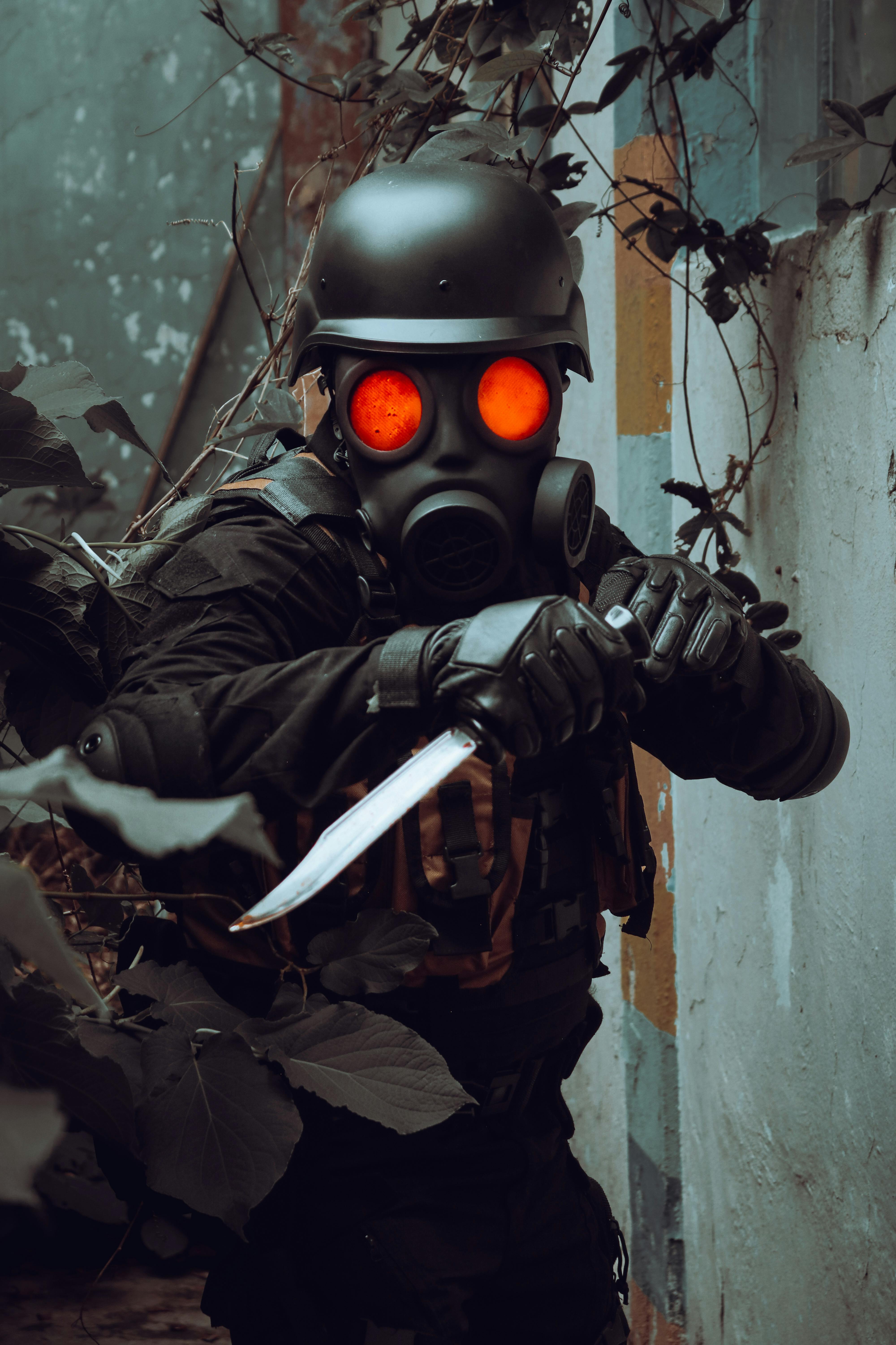 Tactical Soldier in Gas Mask with Knife · Free Stock Photo