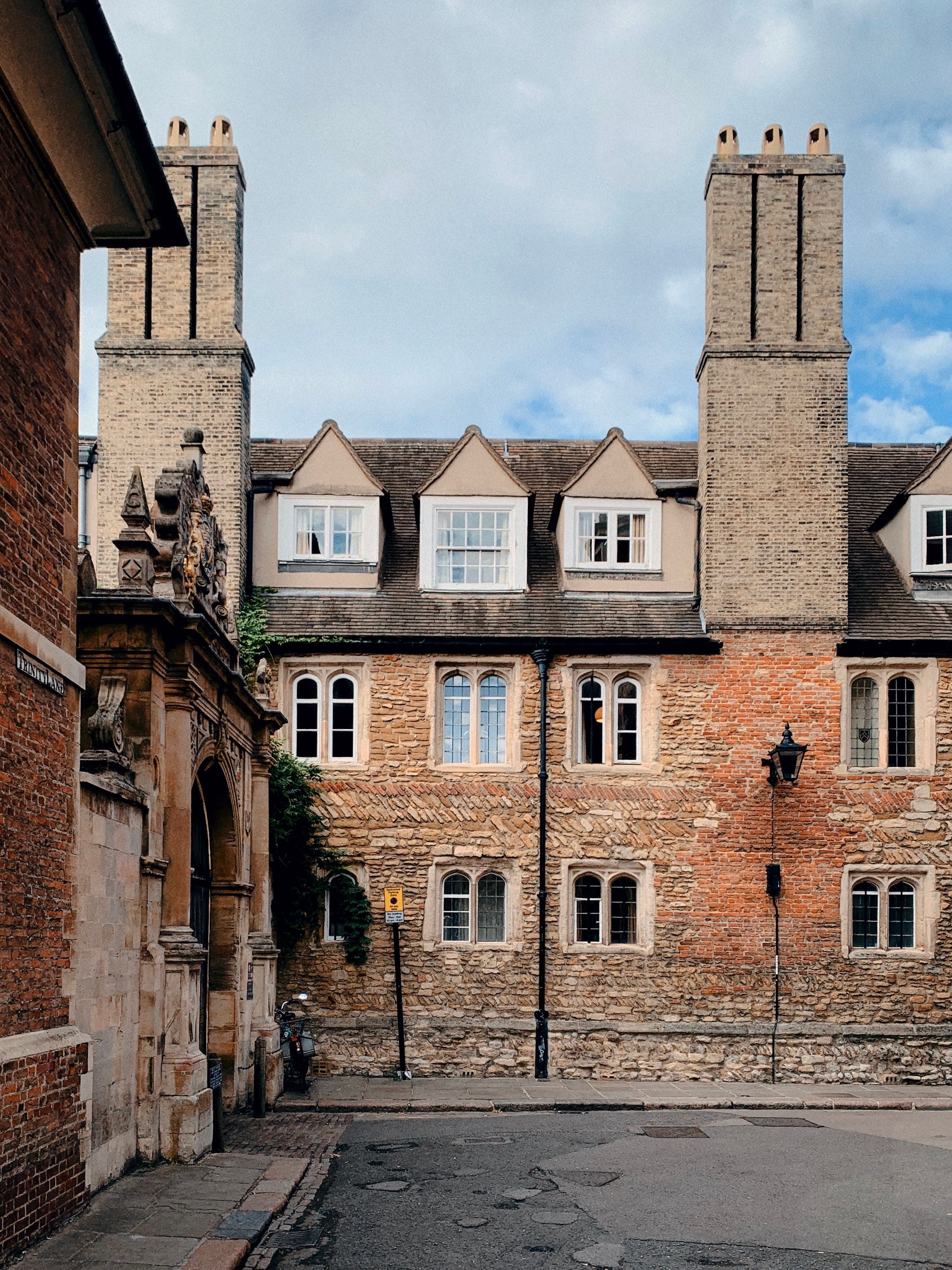 Historic architecture of Cambridge, England · Free Stock Photo