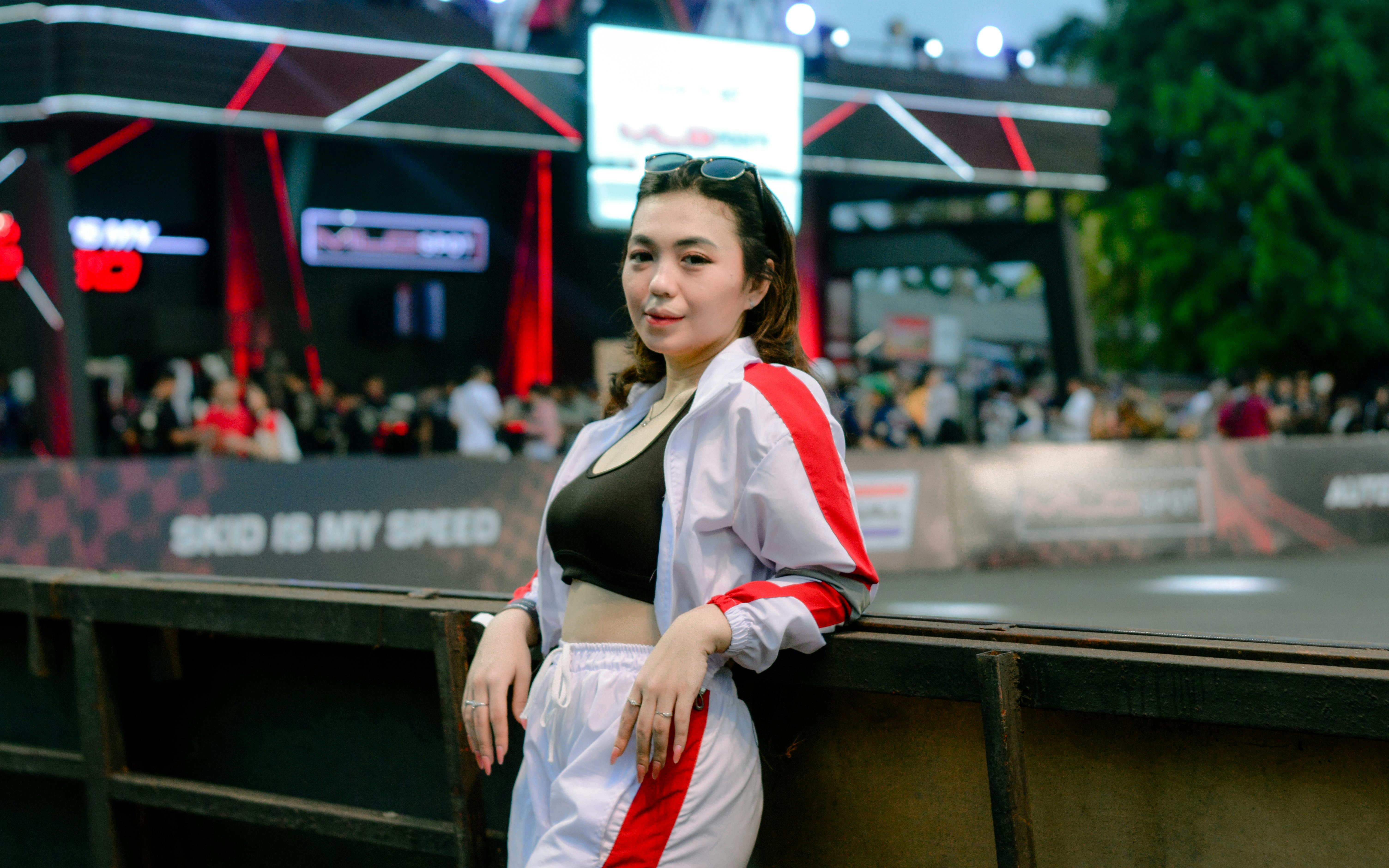 Racing Spectators Photos, Download The BEST Free Racing Spectators ...