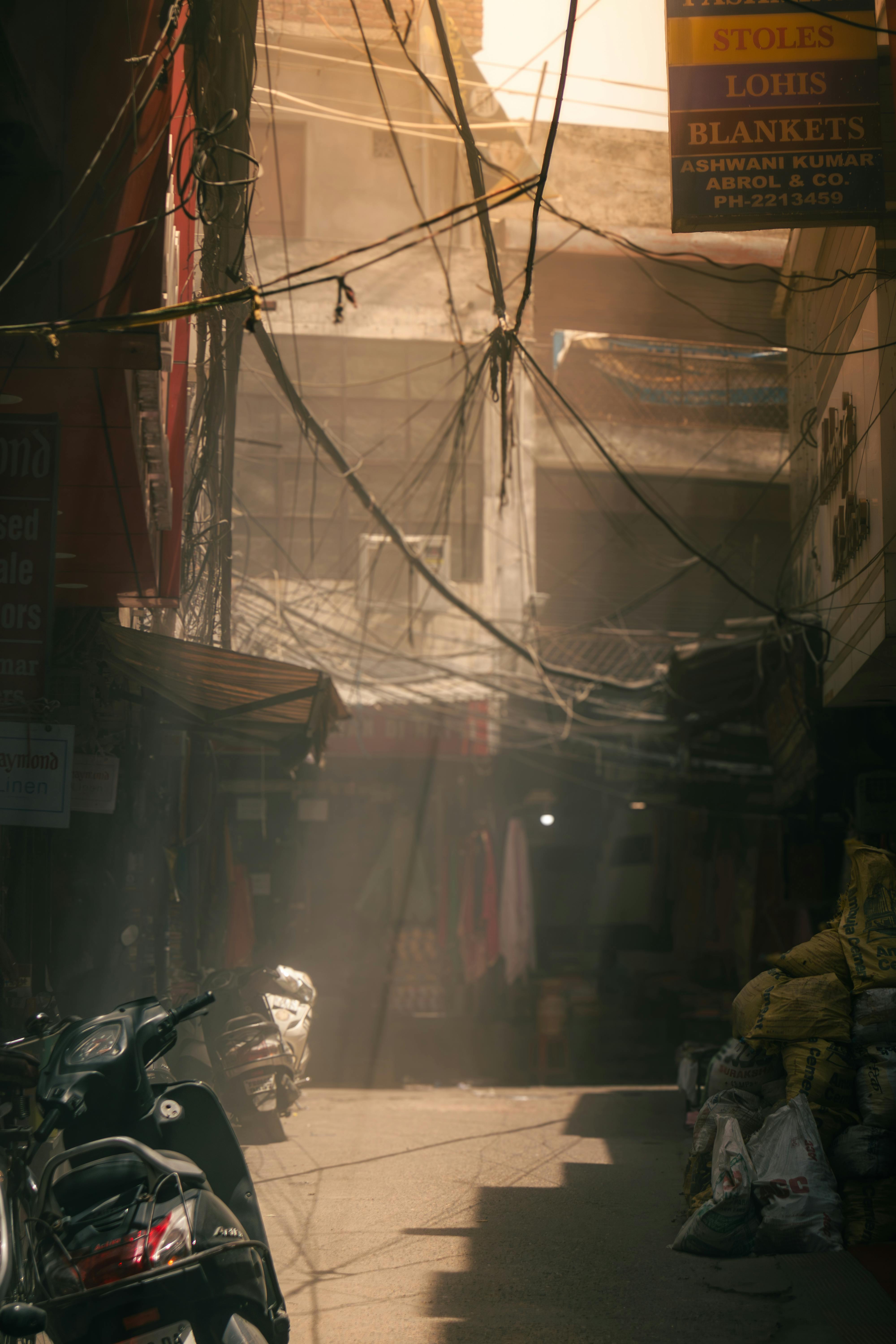 Dusty Market Street in Jalandhar, India · Free Stock Photo