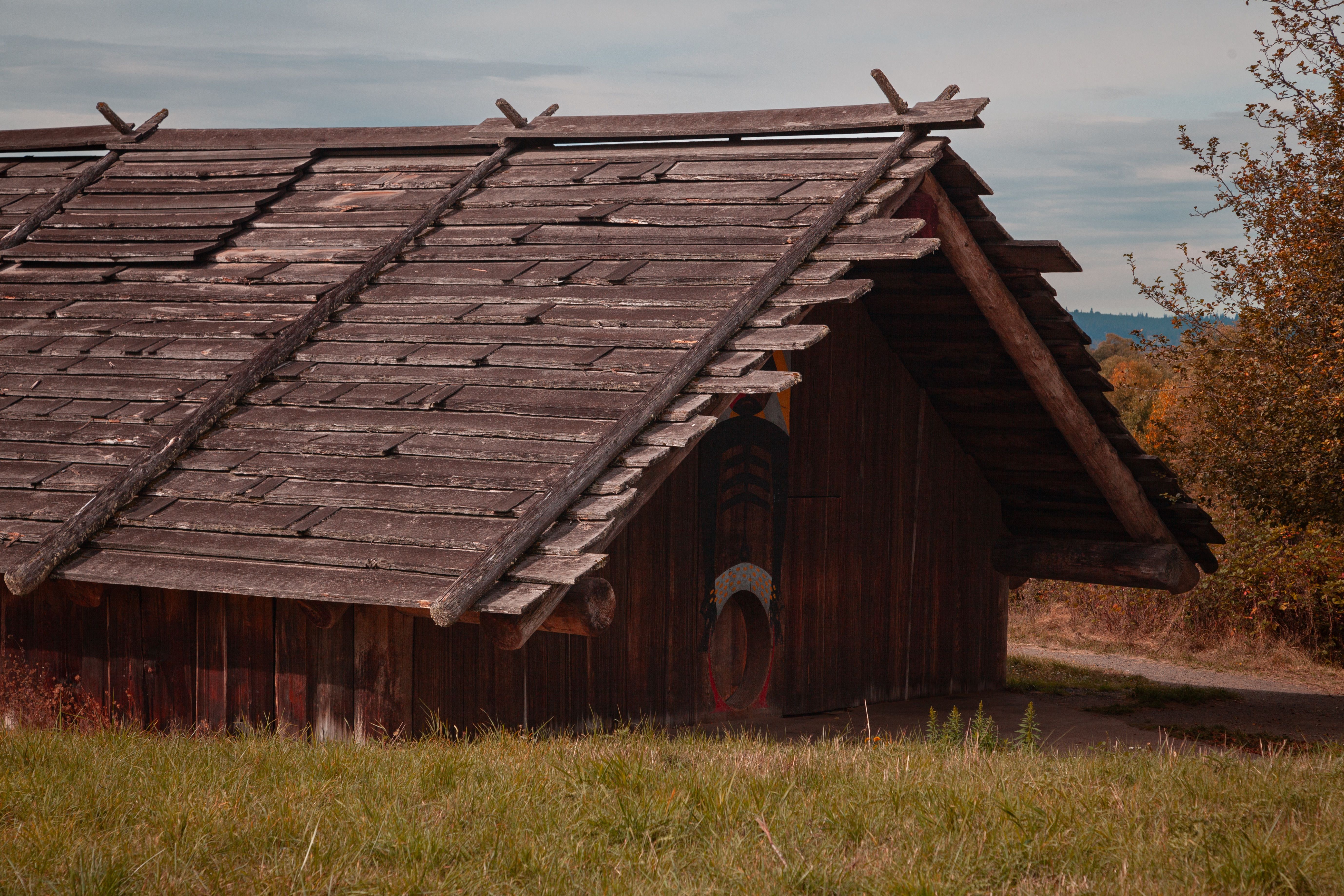 Traditional Indigenous Wooden House in Autumn · Free Stock Photo