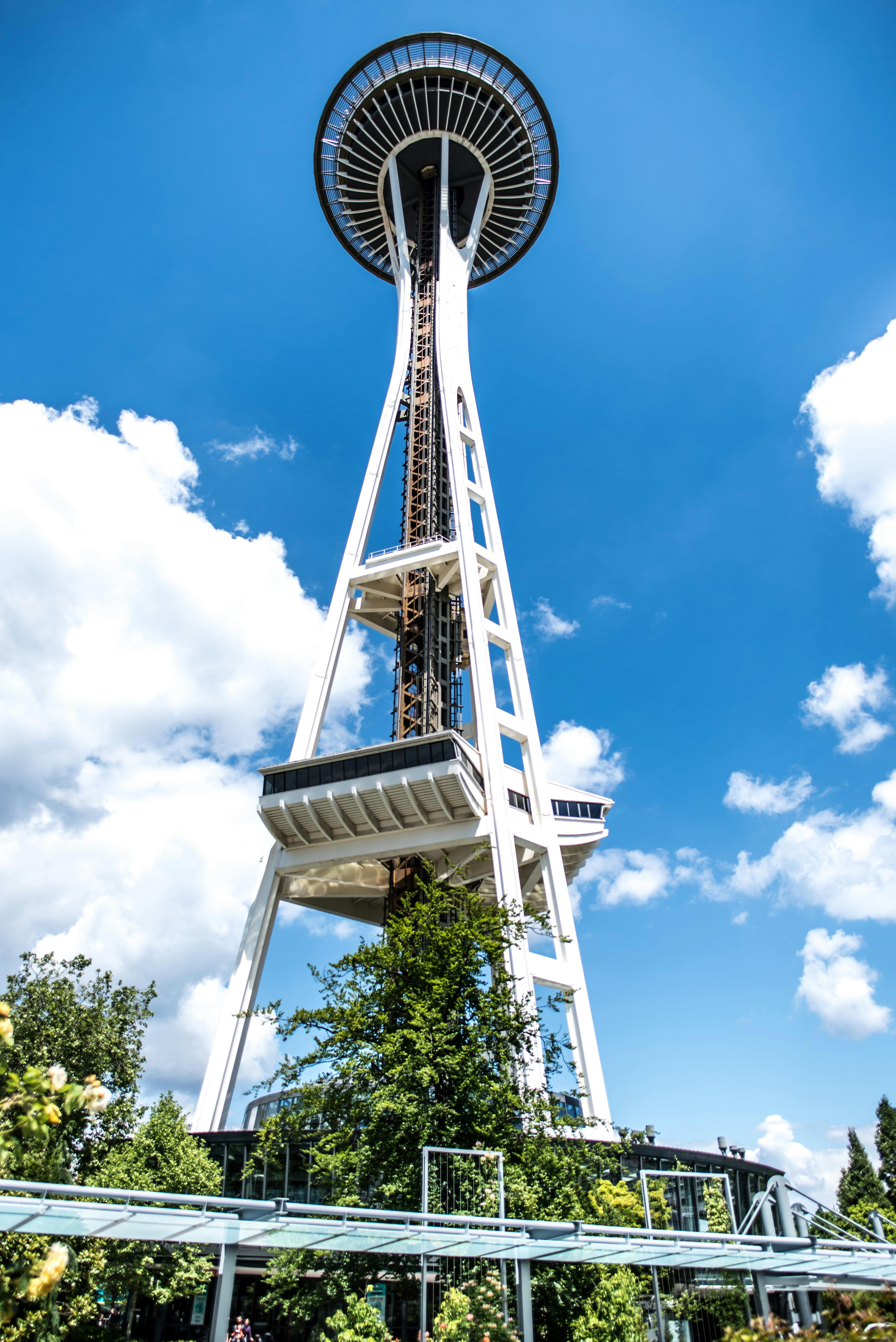 Iconic Space Needle Against Blue Sky · Free Stock Photo