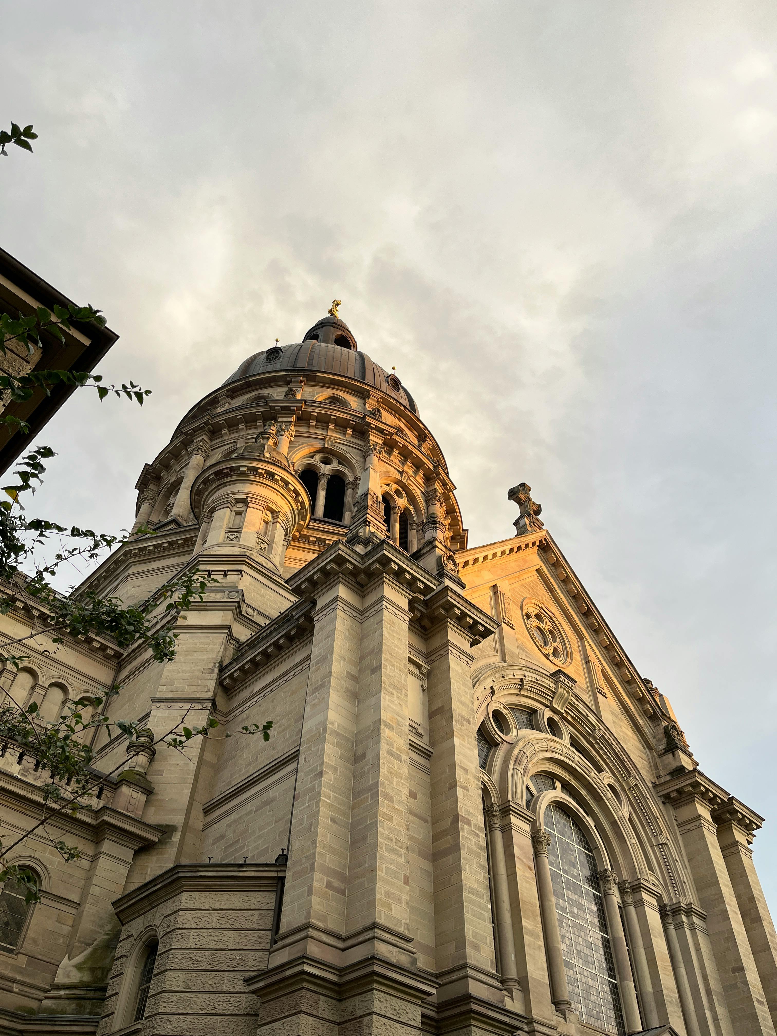 Grand Church Photos, Download The BEST Free Grand Church Stock Photos ...