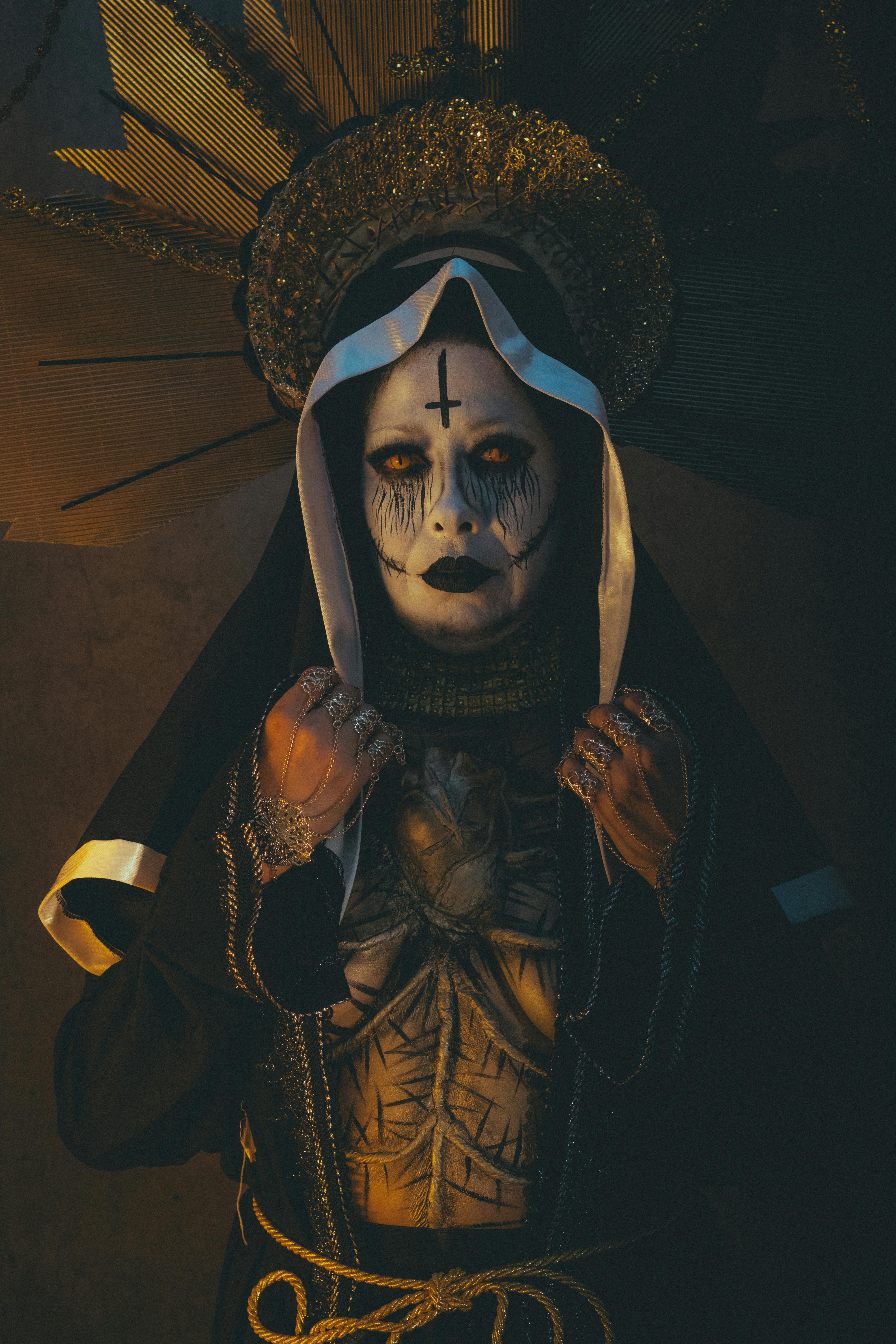 Dramatic Gothic Portrait with Halloween Theme · Free Stock Photo