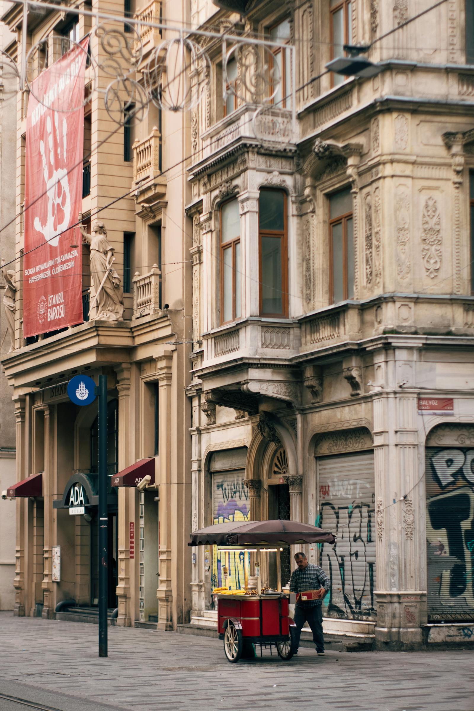 Street Business Photos, Download The BEST Free Street Business Stock ...