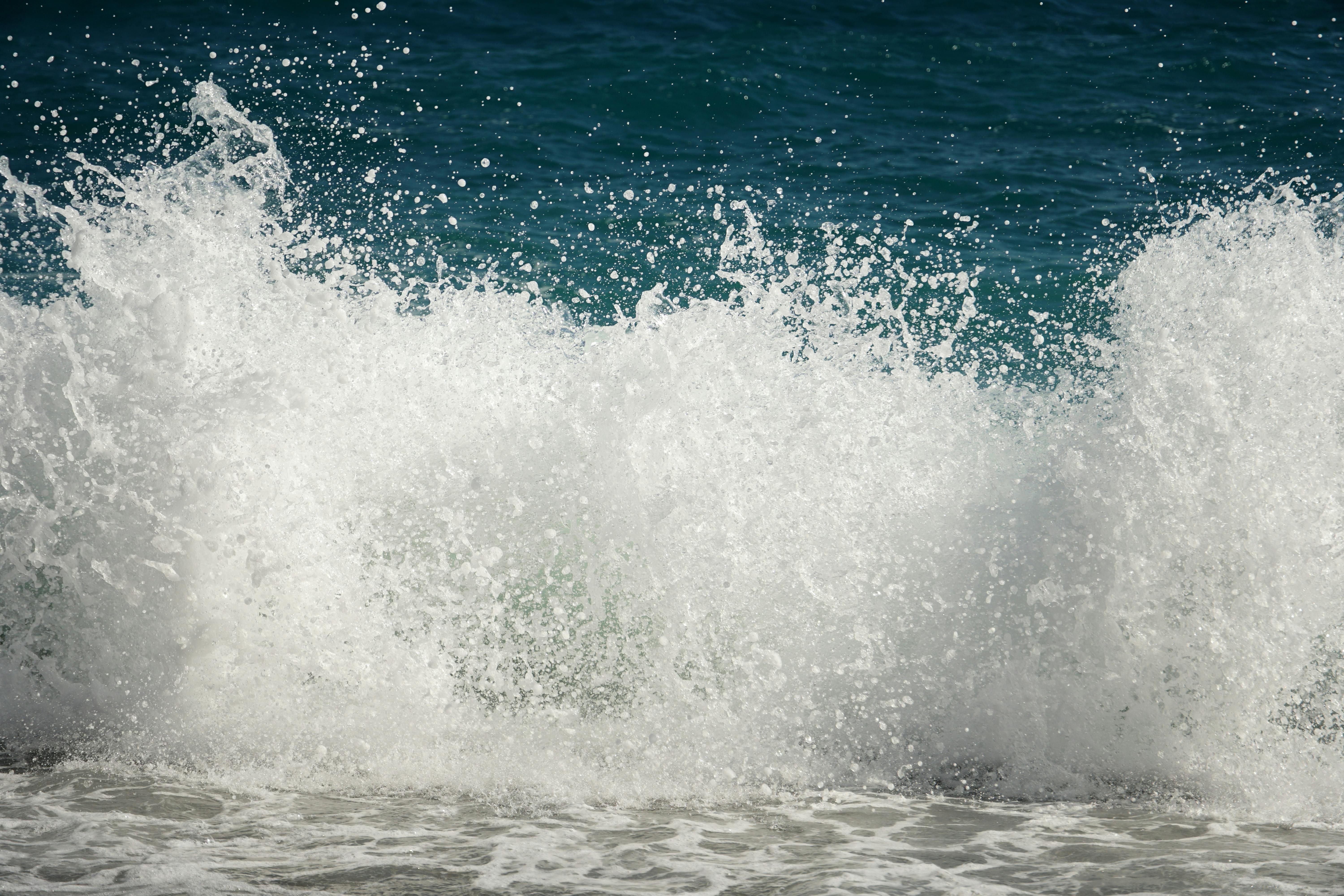 Wave Trough Photos, Download The BEST Free Wave Trough Stock Photos ...