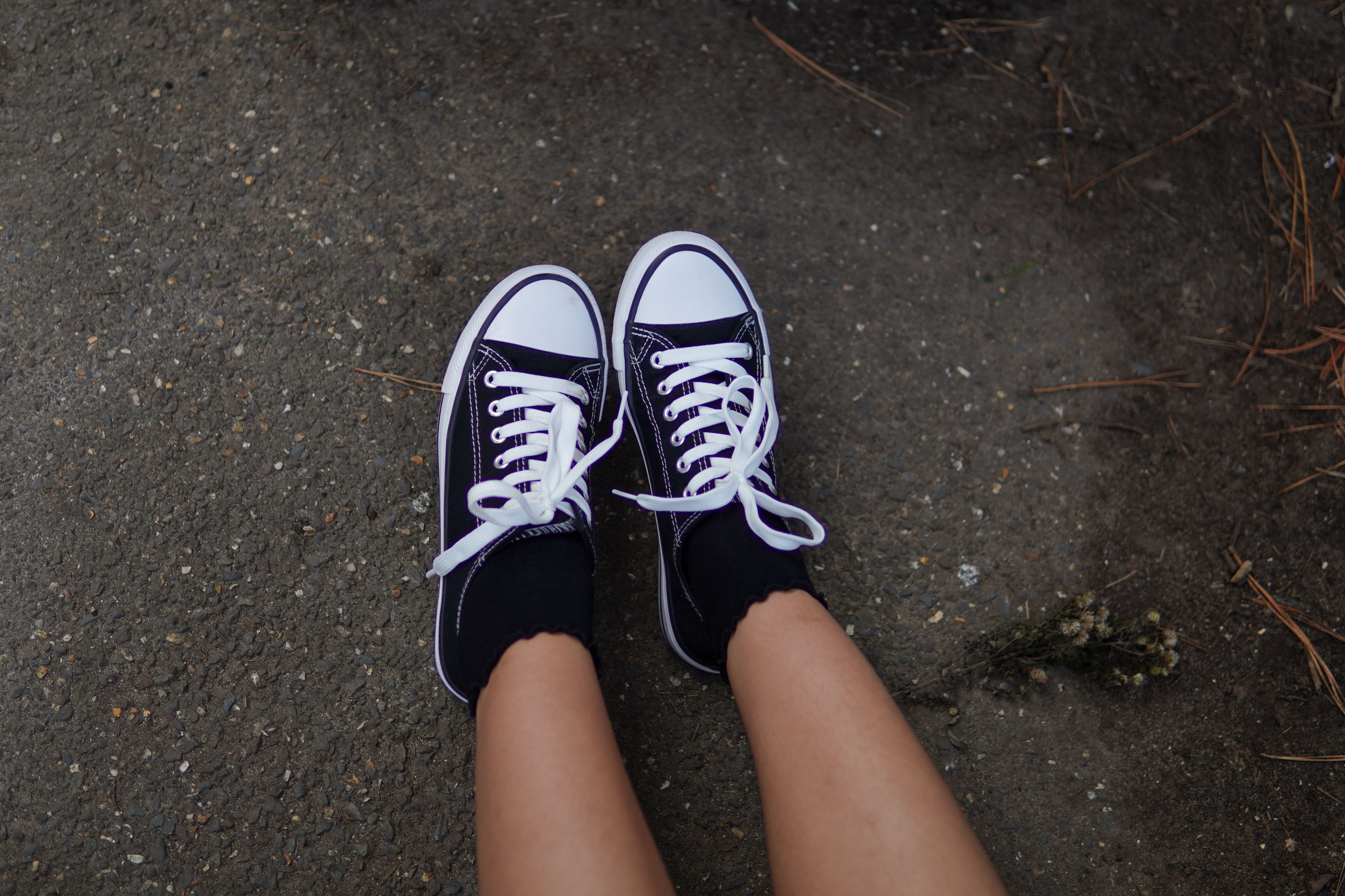Legs On Ground Photos, Download The BEST Free Legs On Ground Stock ...