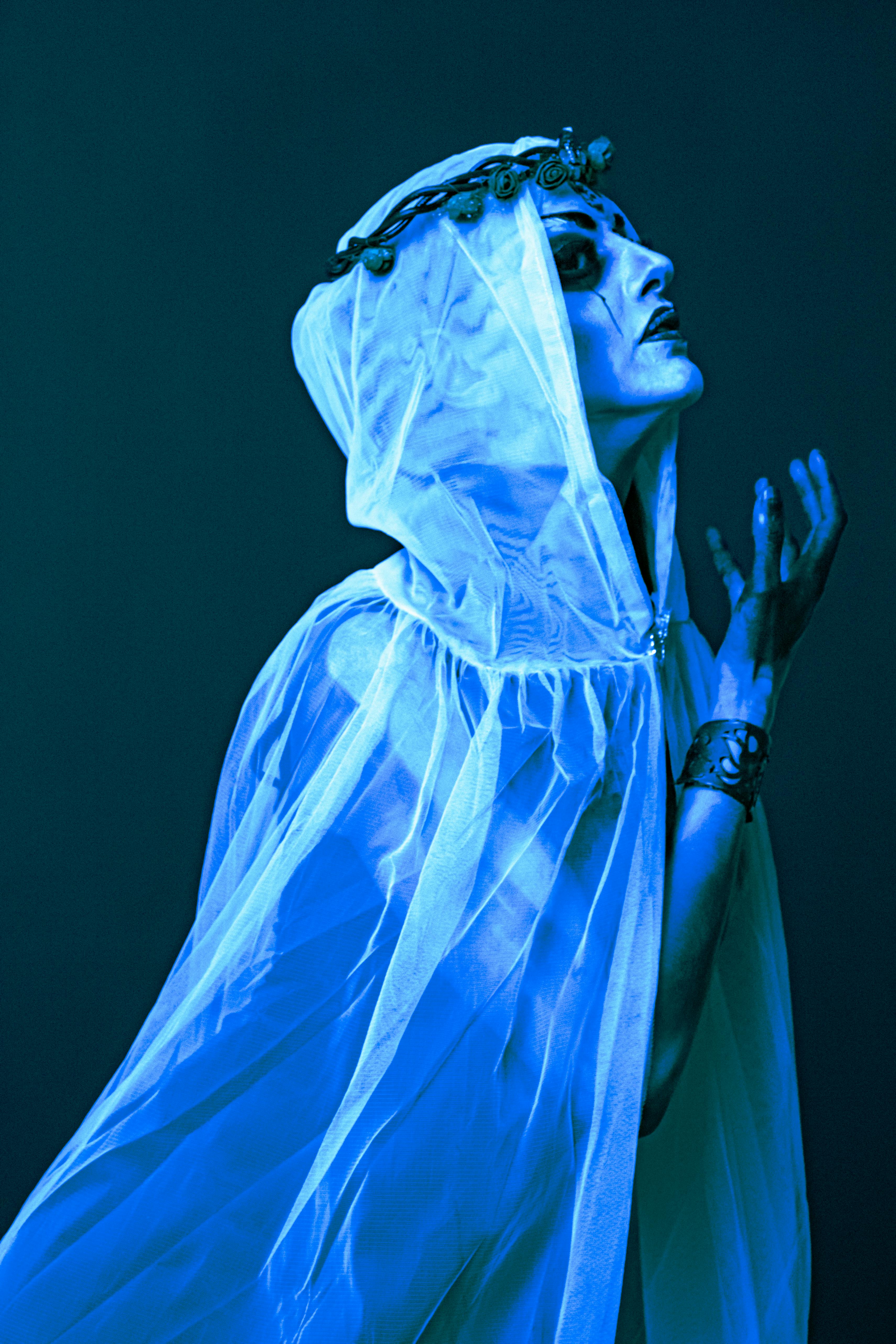Ghostly Blue Lights Photos, Download The BEST Free Ghostly Blue Lights ...