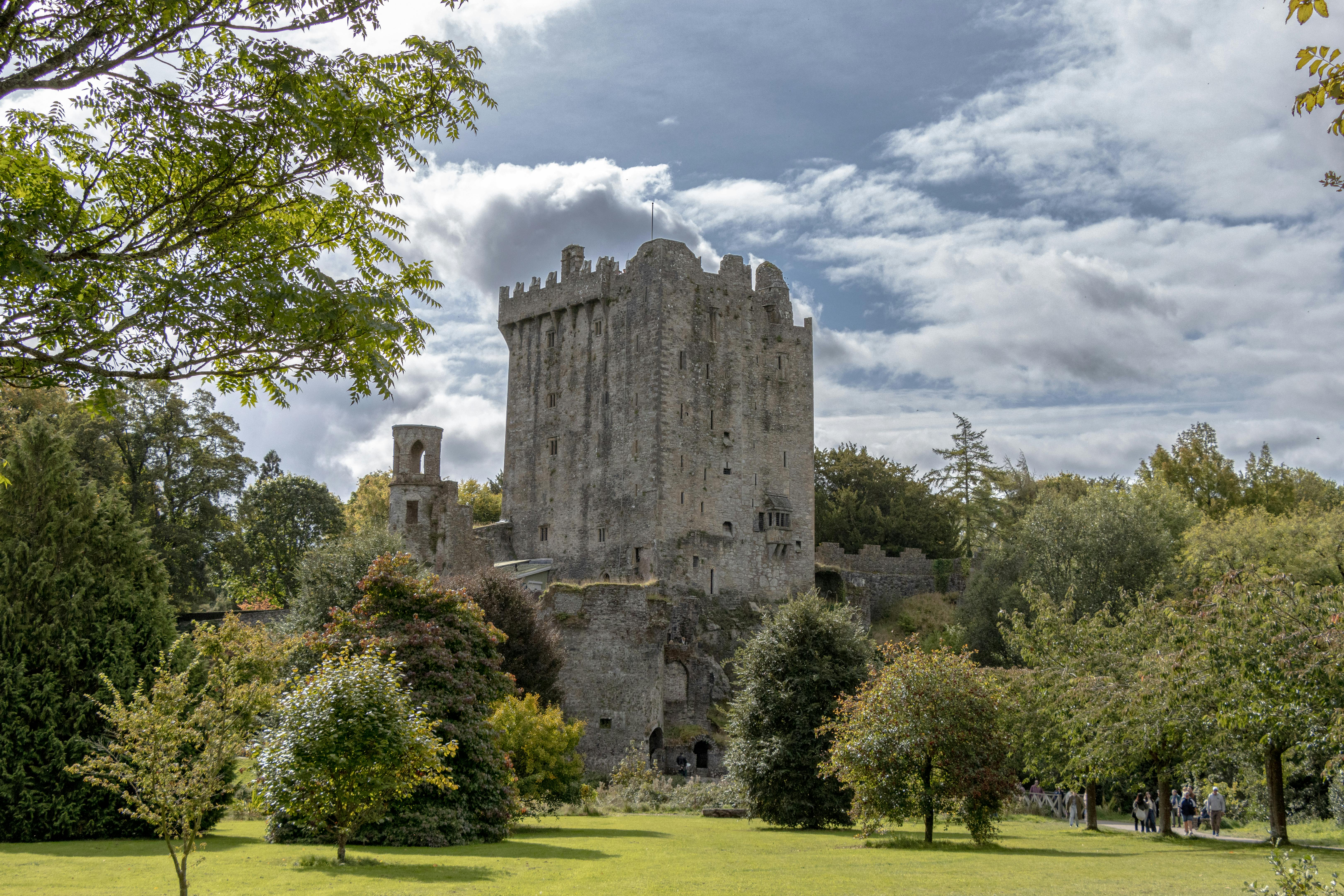 Historic Blarney Castle in Lush Irish Landscape · Free Stock Photo