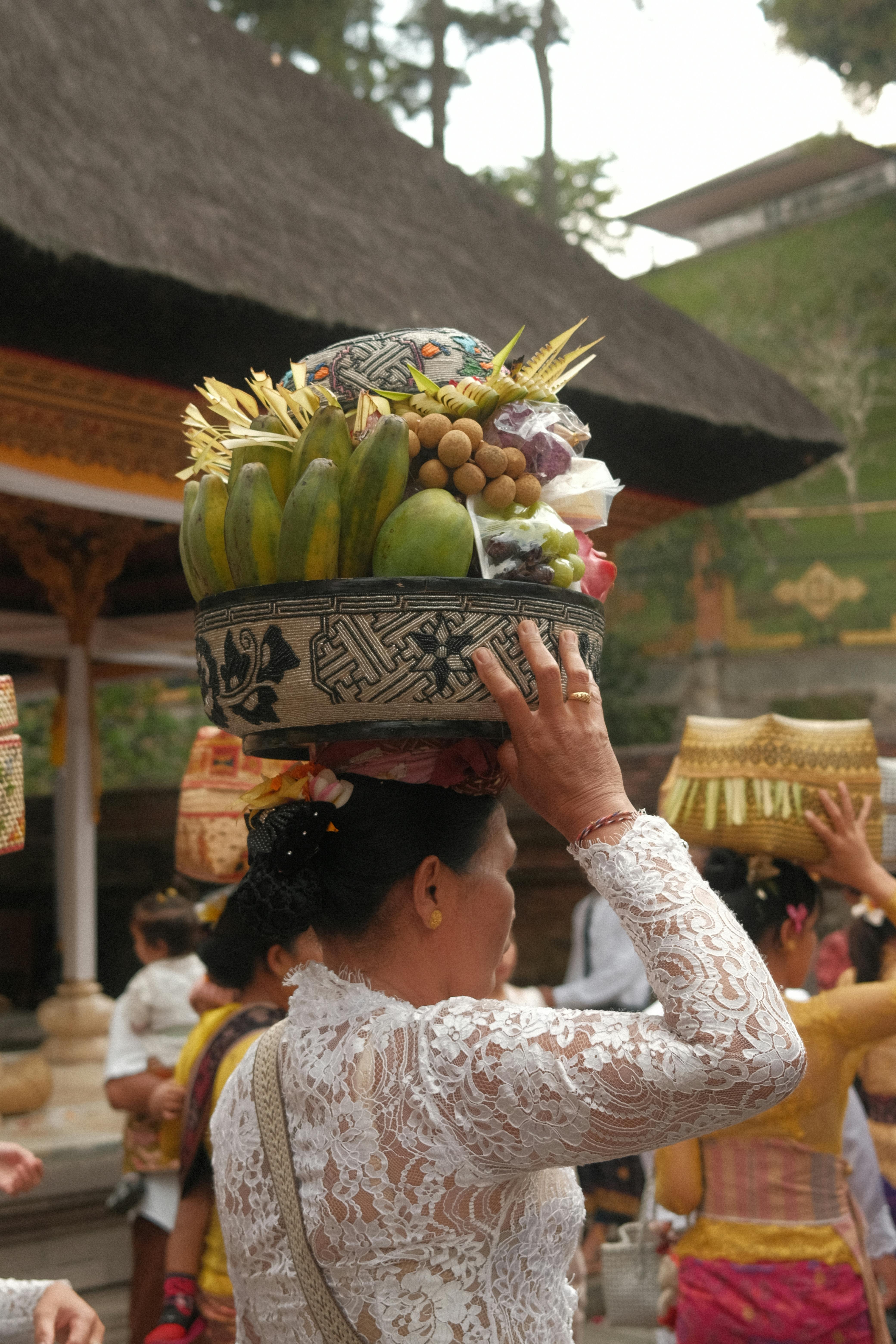 Balinese Traditional Ceremony with Offerings · Free Stock Photo