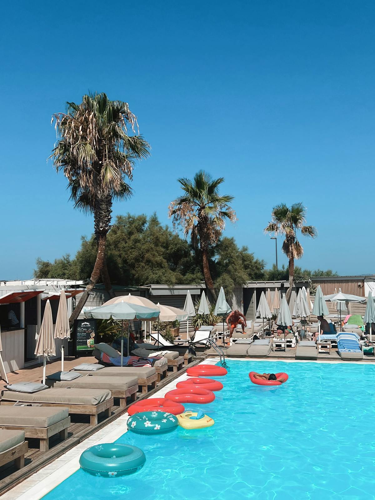 Swimming Pool Graphic Photos, Download The BEST Free Swimming Pool ...