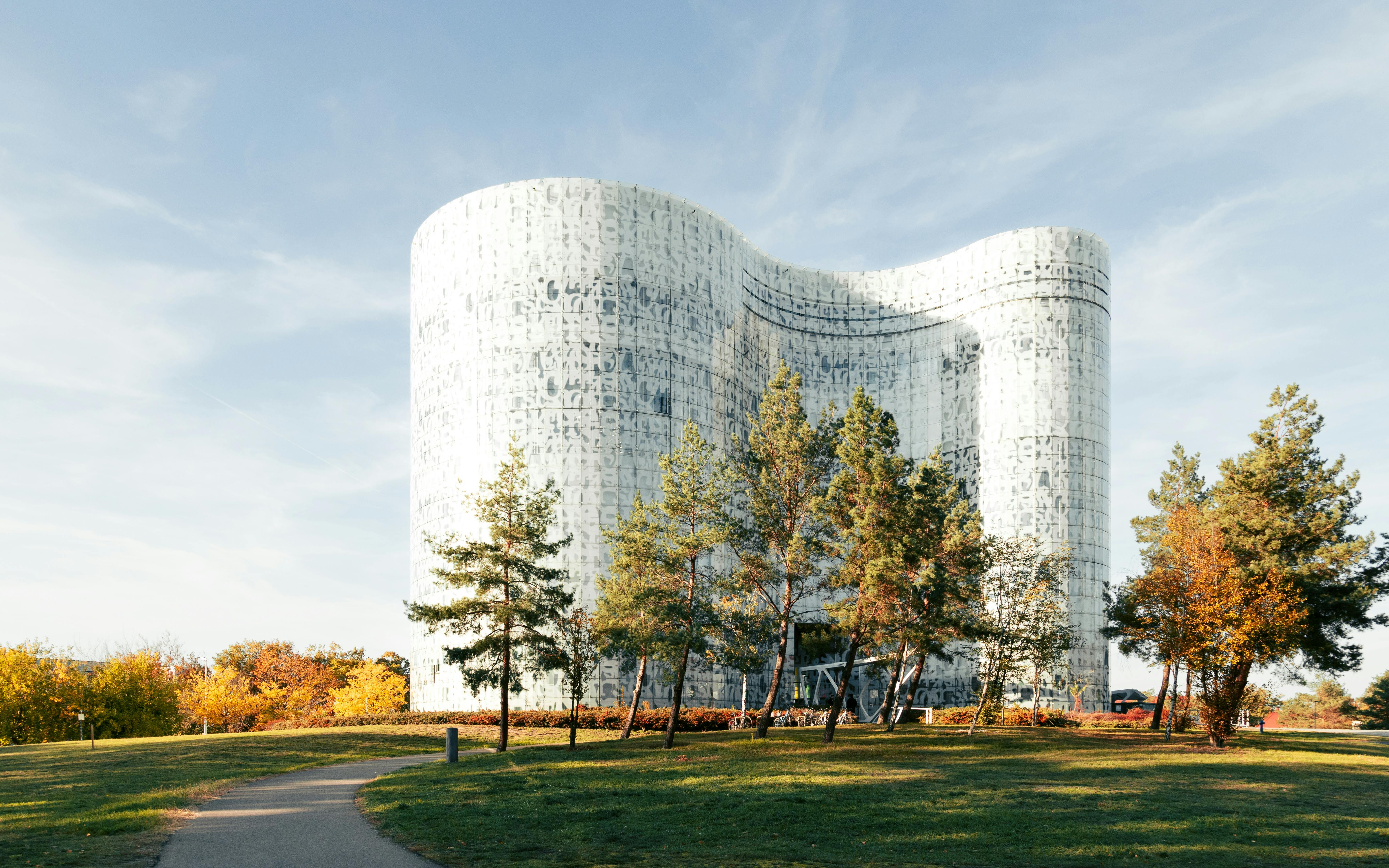Modern Library Architecture in Cottbus, Germany · Free Stock Photo