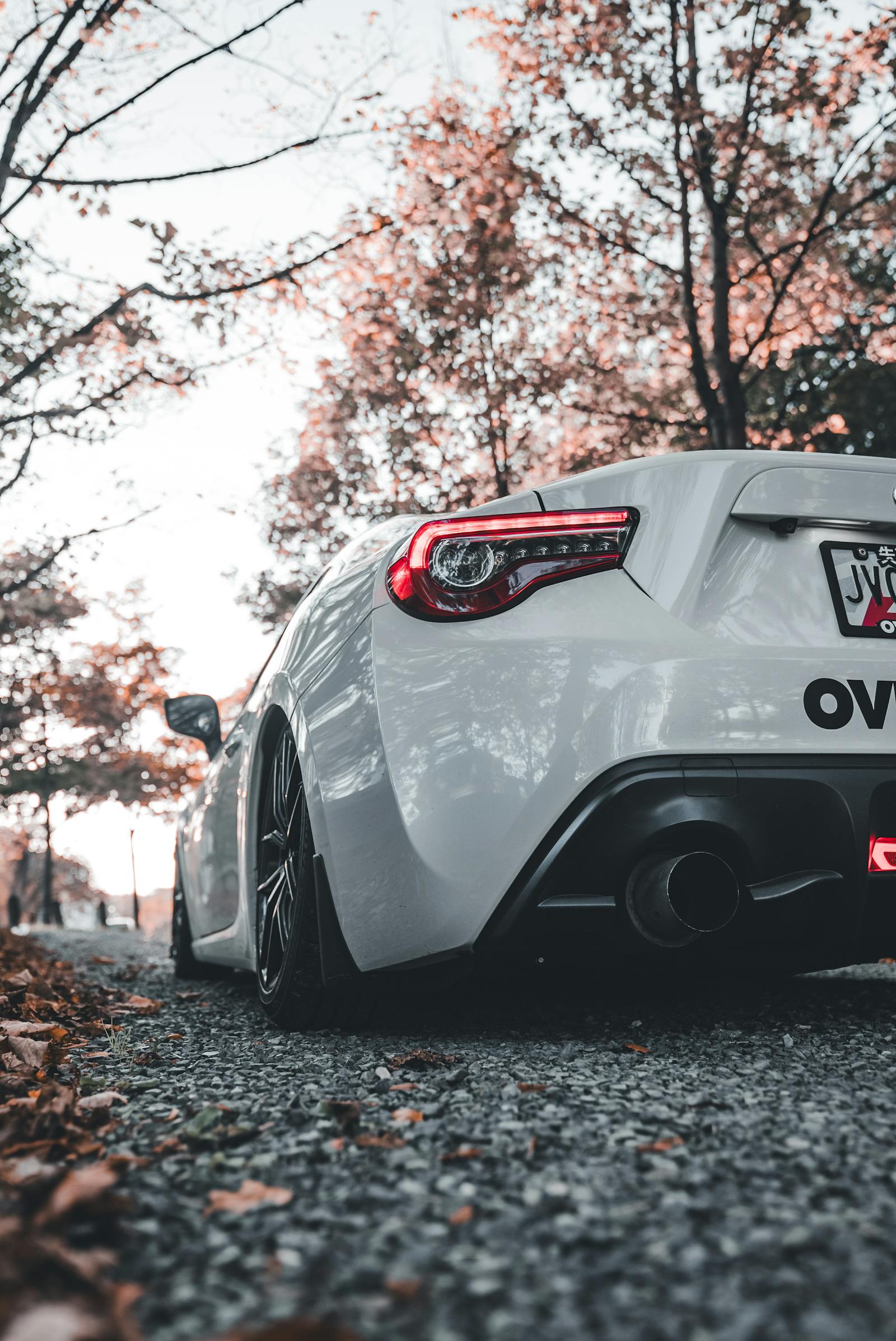 Car On Road Photos, Download The BEST Free Car On Road Stock Photos ...