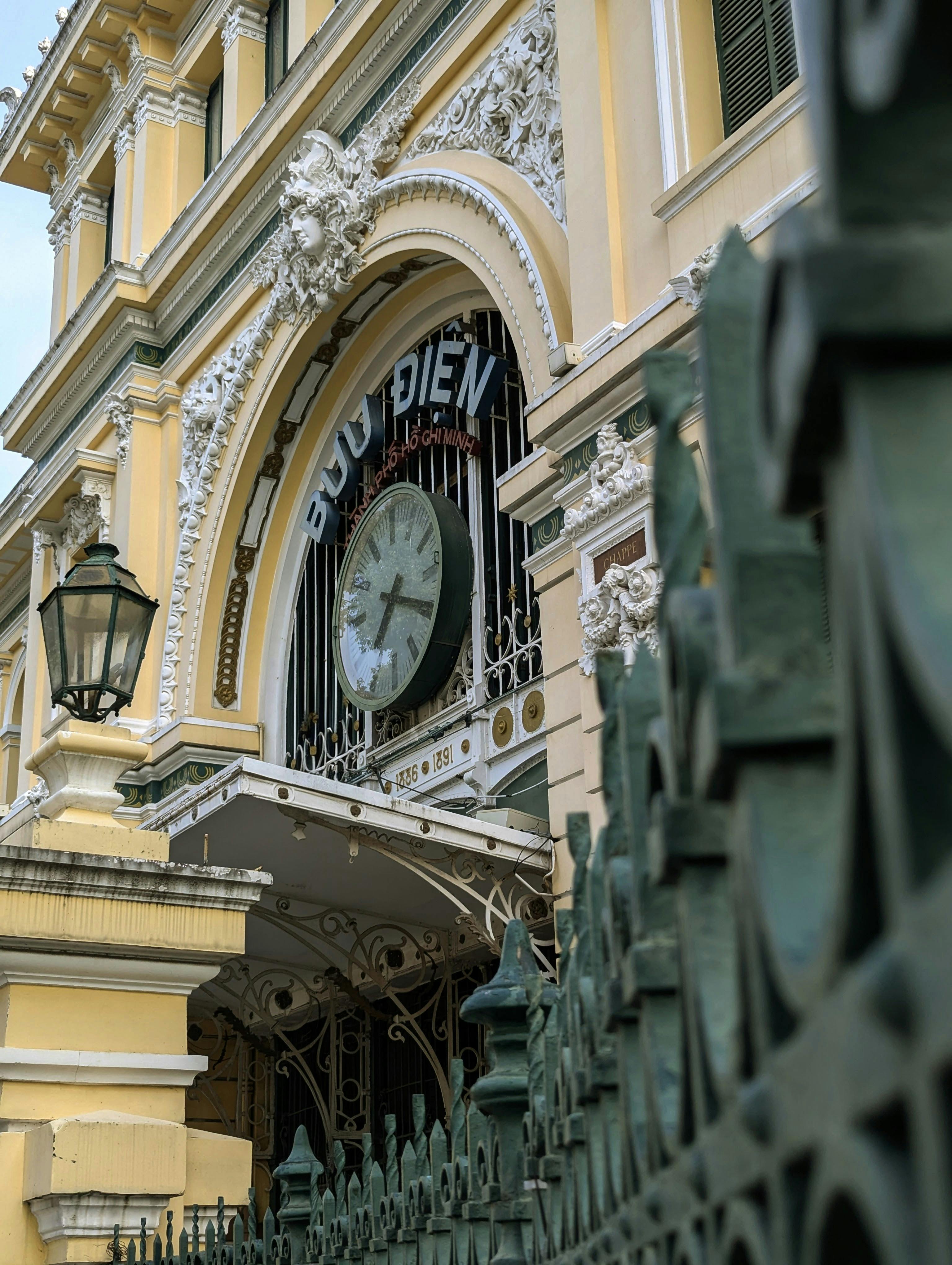 Historic Saigon Central Post Office Architecture · Free Stock Photo