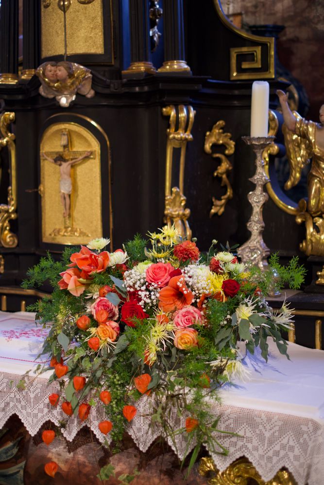 90 000+ Autel De Fleurs banque d’images et photos libres de droit ...