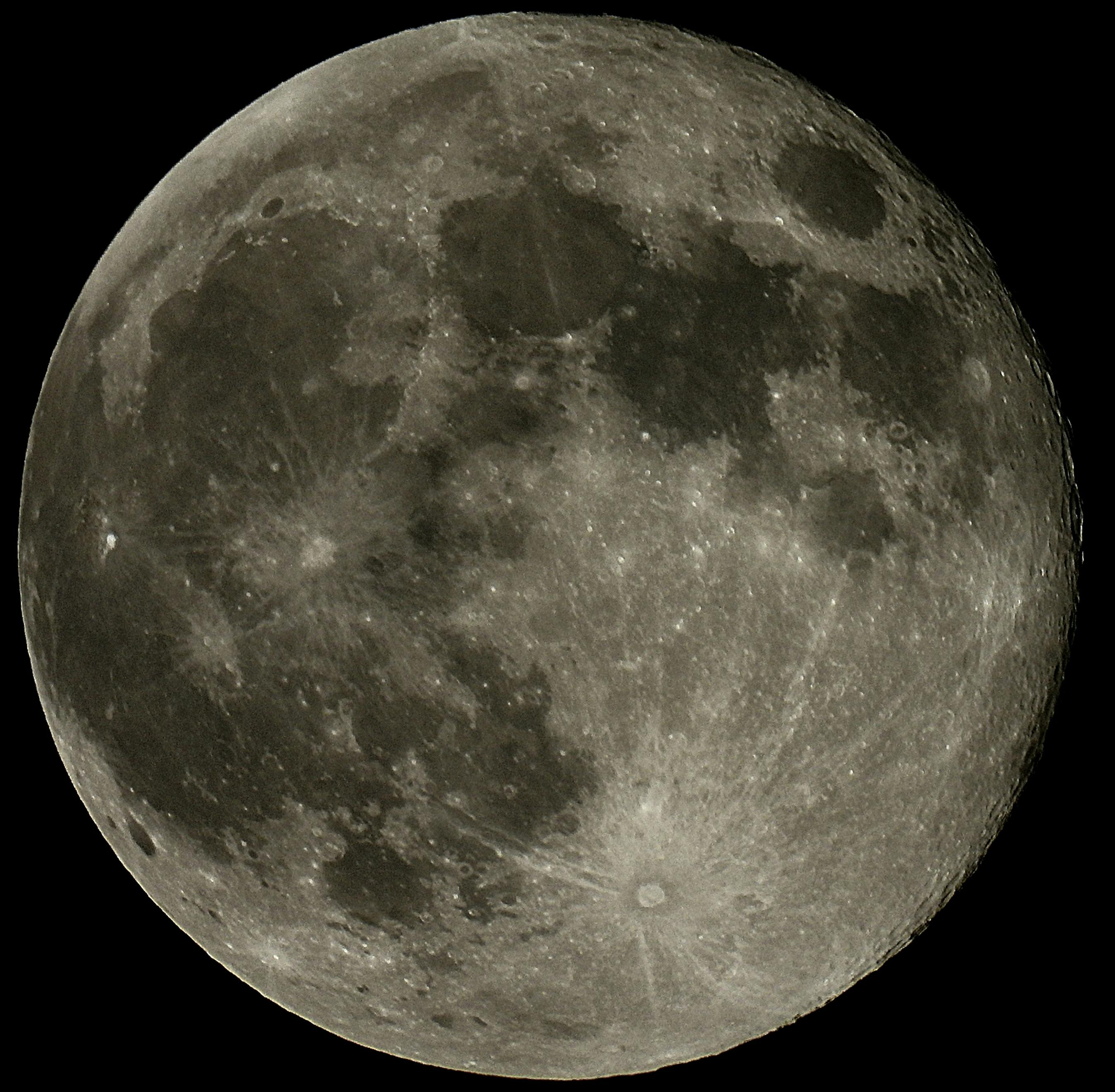 Full Moon High-Resolution Night Photograph · Free Stock Photo