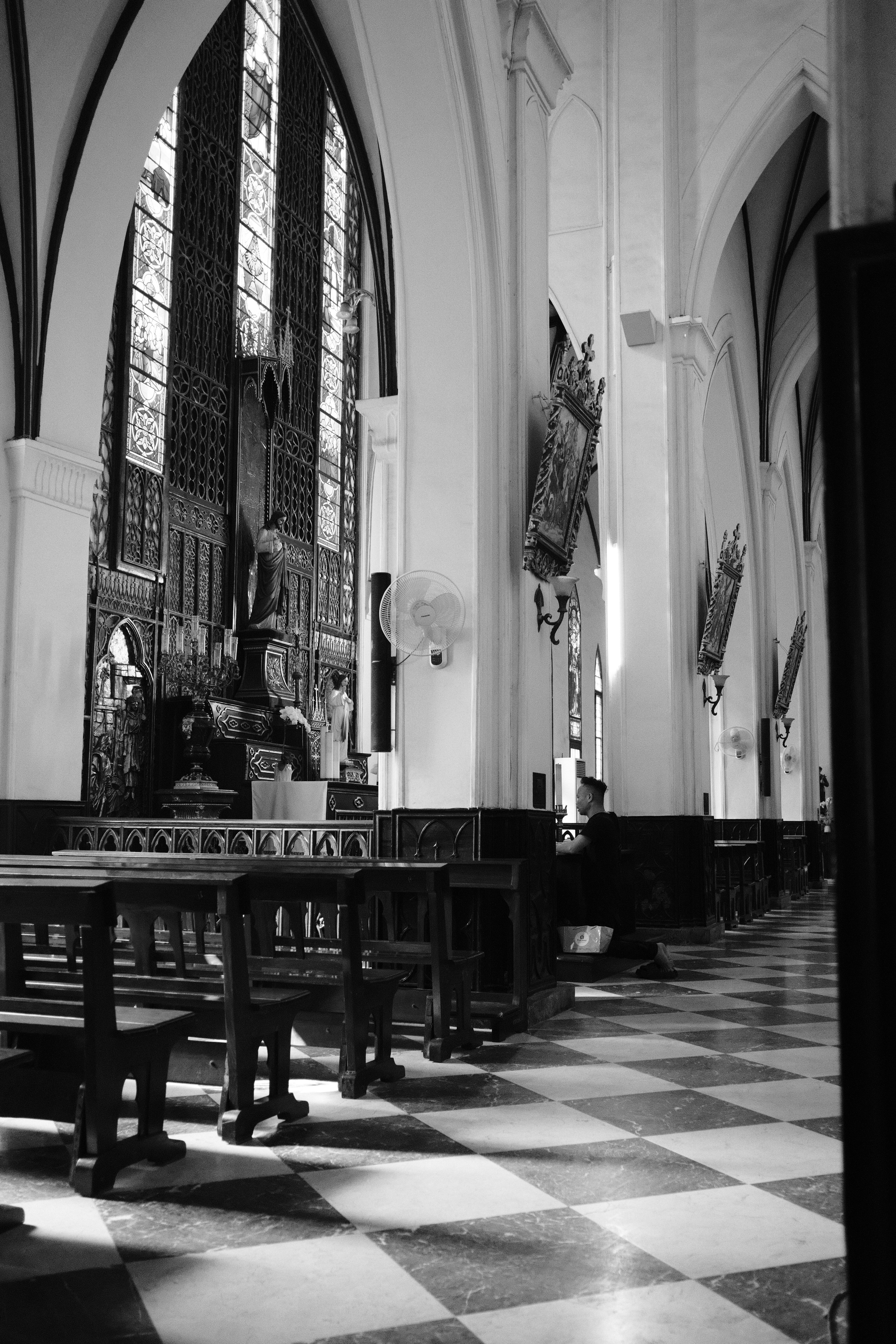 Gothic Architecture Inside St. Joseph's Cathedral, Hanoi · Free Stock Photo