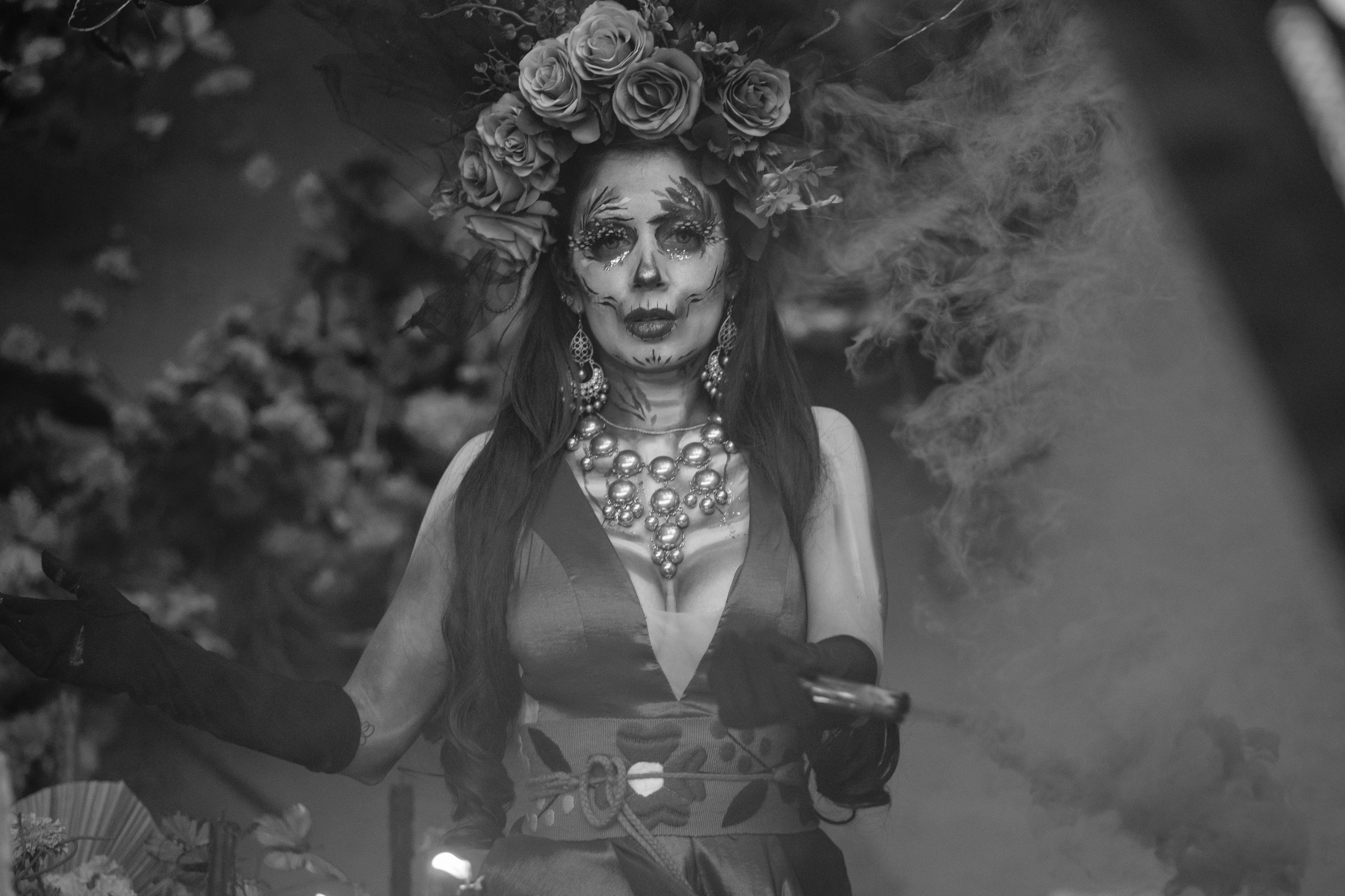 Elegant Catrina Costume for Day of the Dead · Free Stock Photo