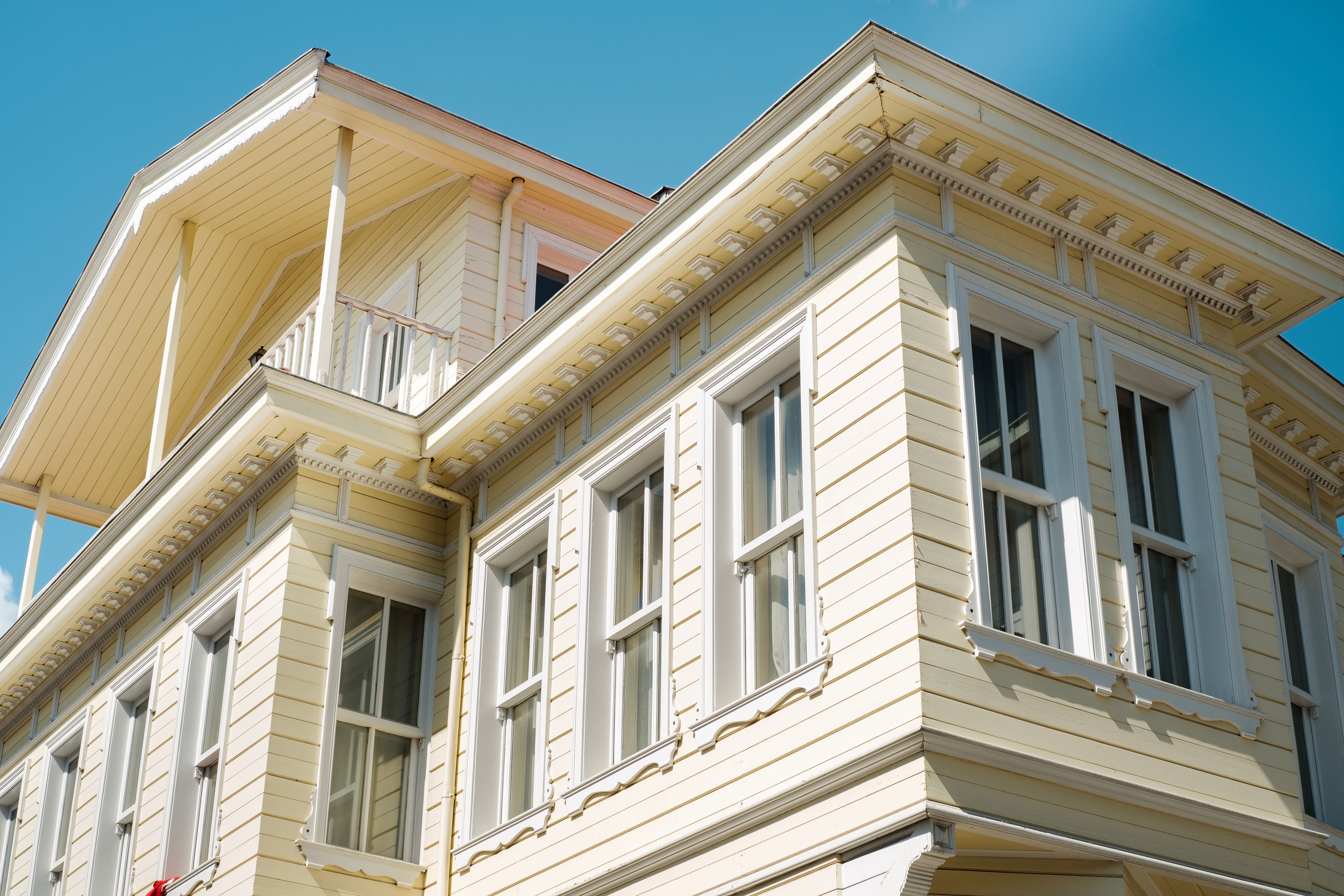 Charming Historic Ottoman Architecture in İstanbul · Free Stock Photo