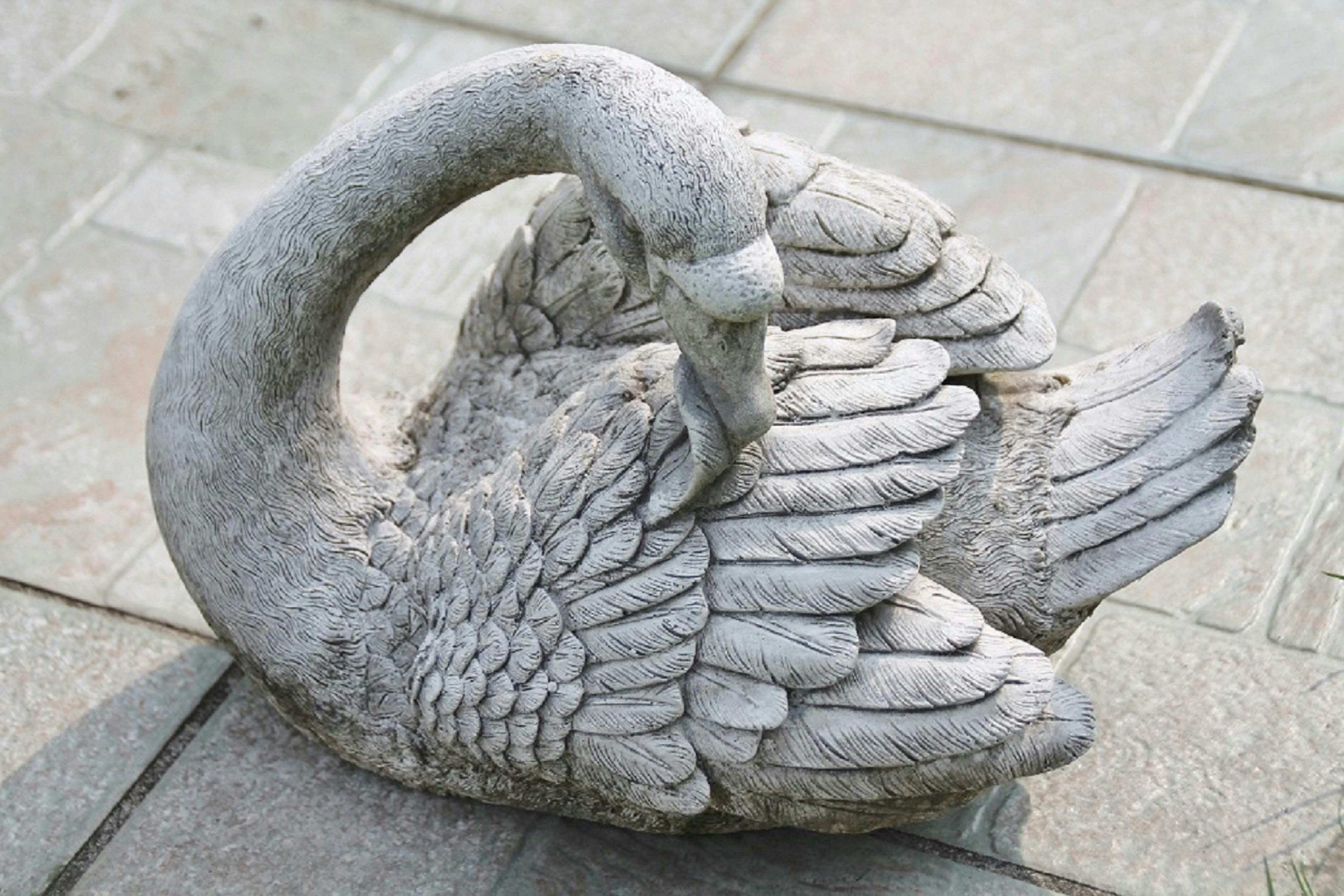 Stone Swan Sculpture in Tourcoing, France · Free Stock Photo