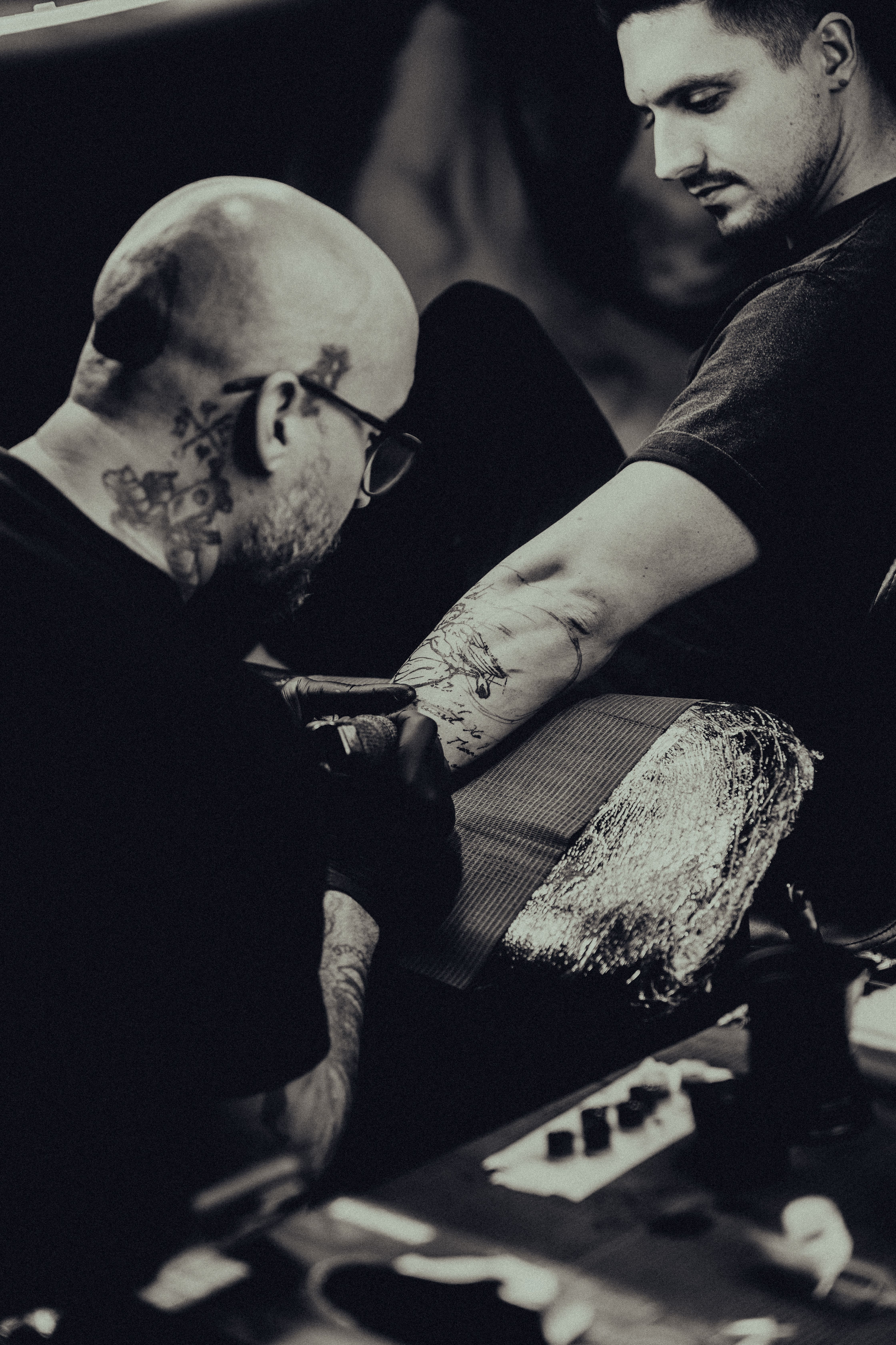 Tattoo Artist at Work in Keltern Studio · Free Stock Photo