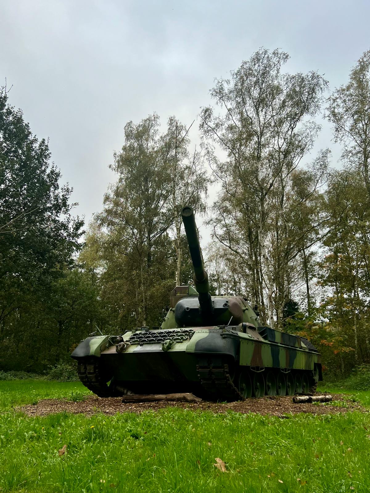 Army Tank Photos, Download The BEST Free Army Tank Stock Photos & HD Images