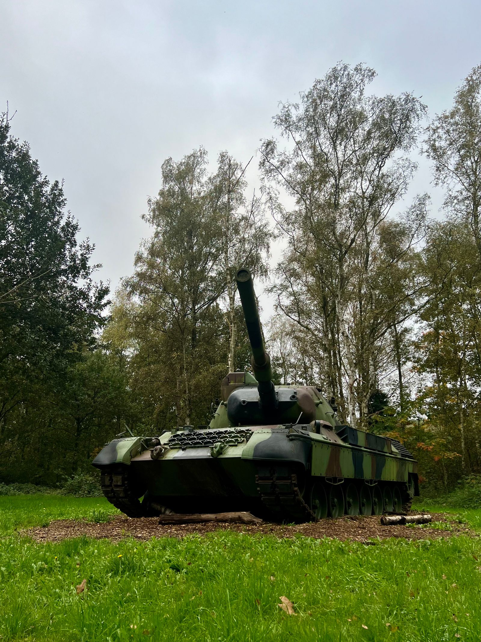 Army Tank Photos, Download The BEST Free Army Tank Stock Photos & HD Images