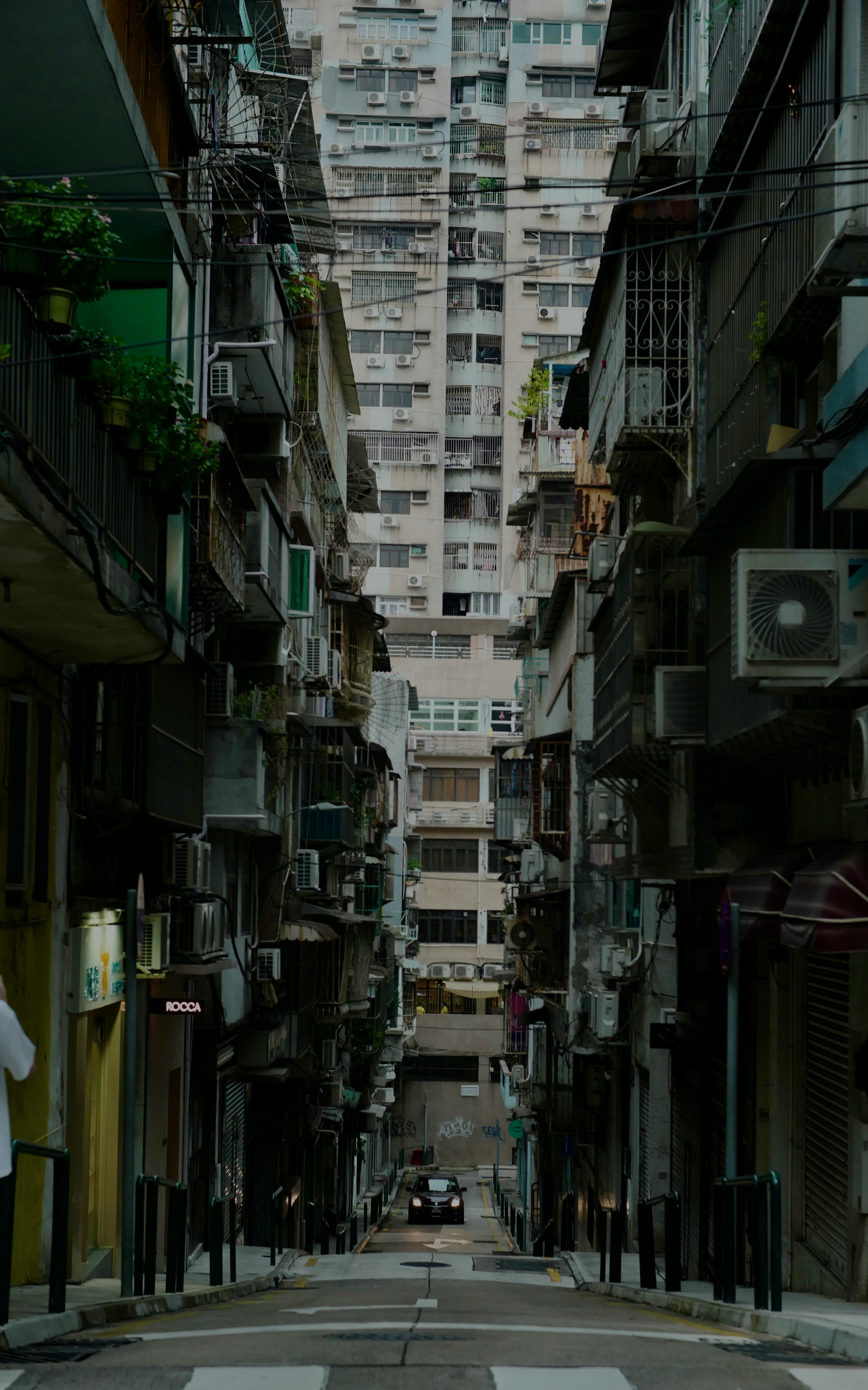 High Rise Building · Free Stock Photo