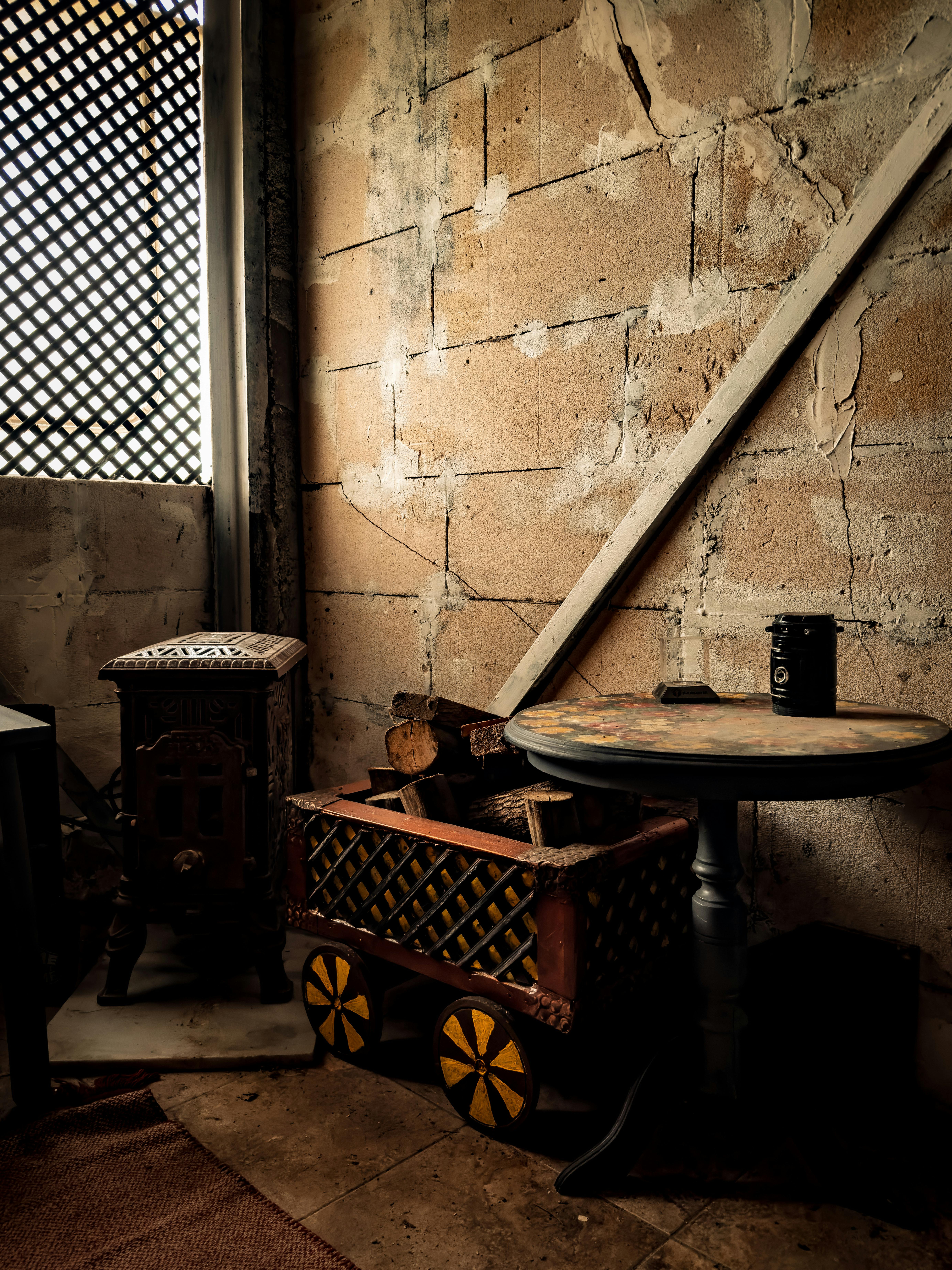 Rustic Vintage Interior with Antique Furniture · Free Stock Photo