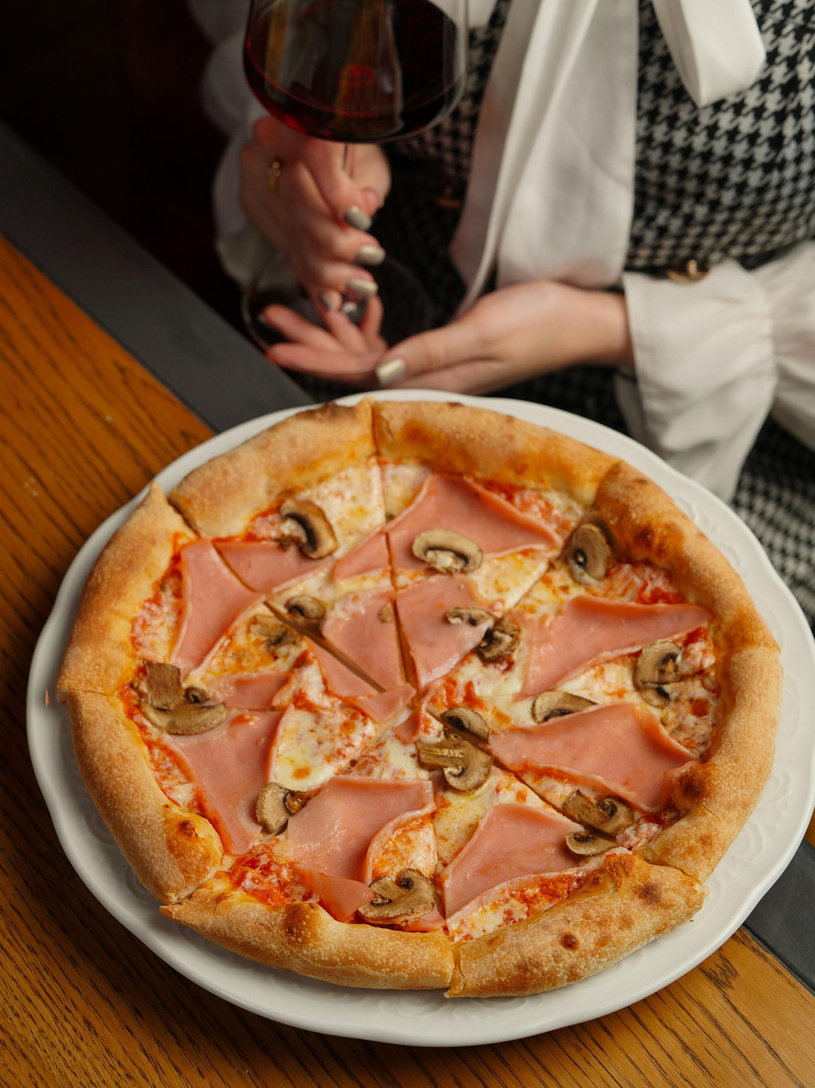 Italian Pizza Photos, Download The BEST Free Italian Pizza Stock Photos ...