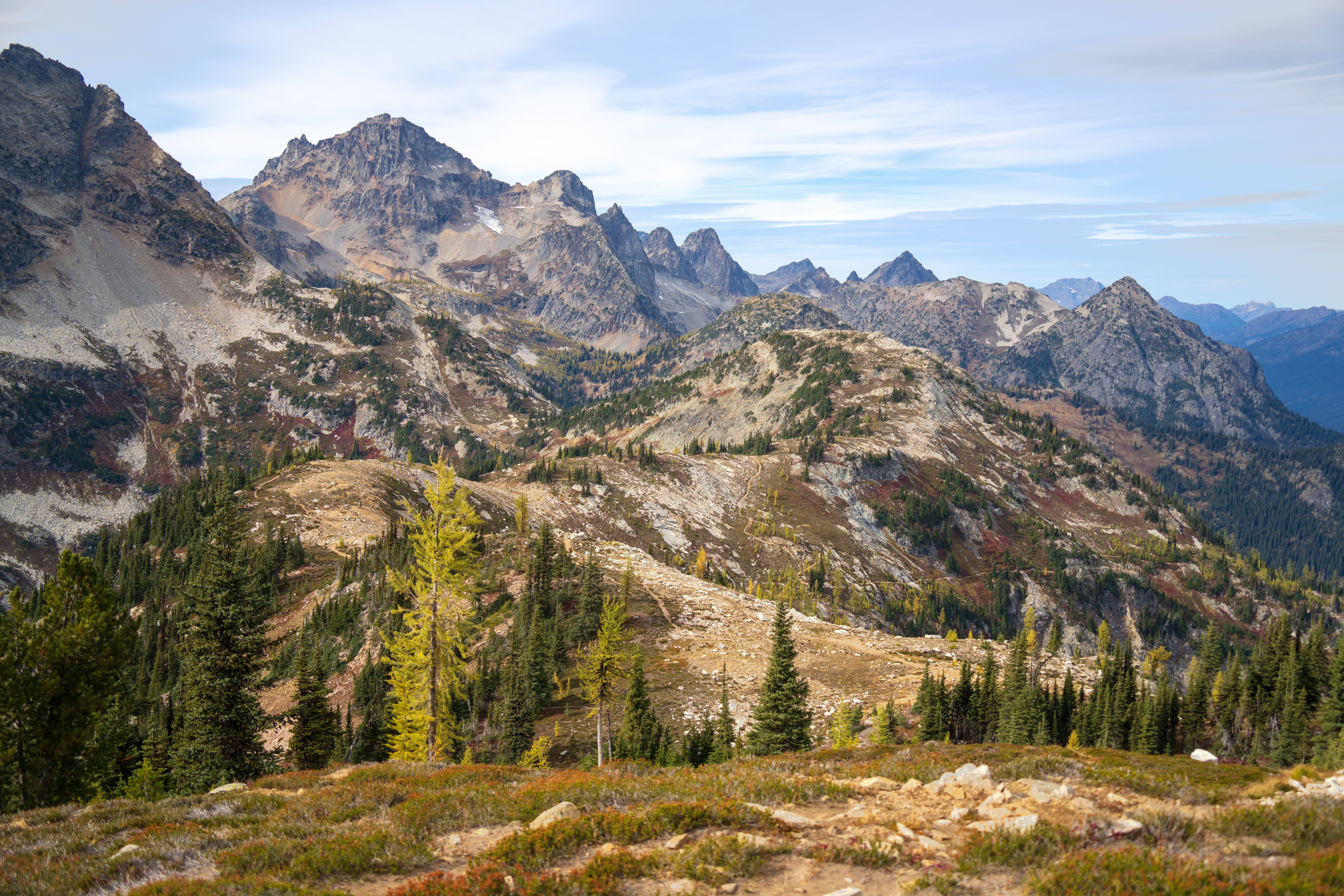Autumn Views in North Cascades National Park · Free Stock Photo