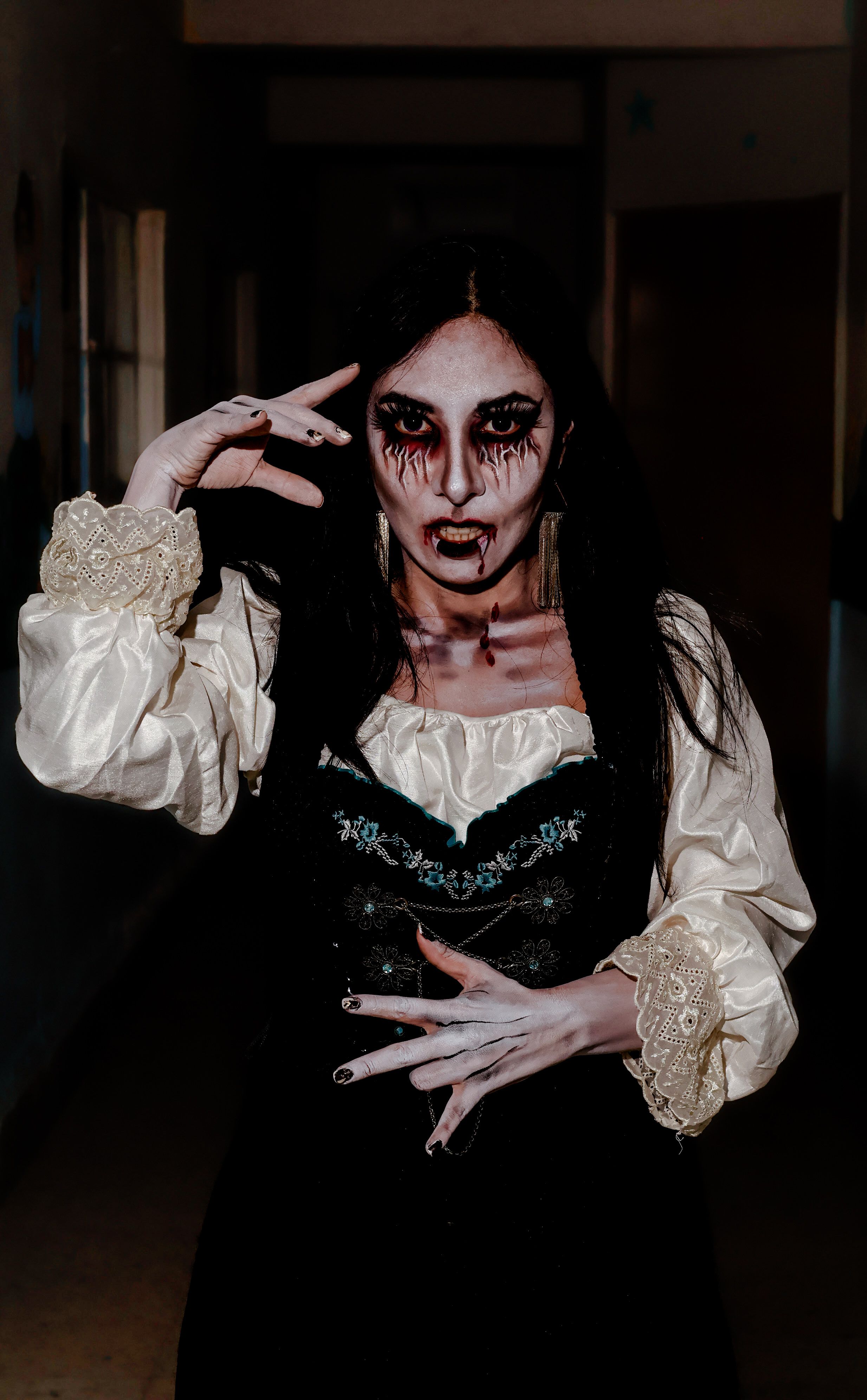 Goth Cosplay Photos, Download The BEST Free Goth Cosplay Stock Photos ...